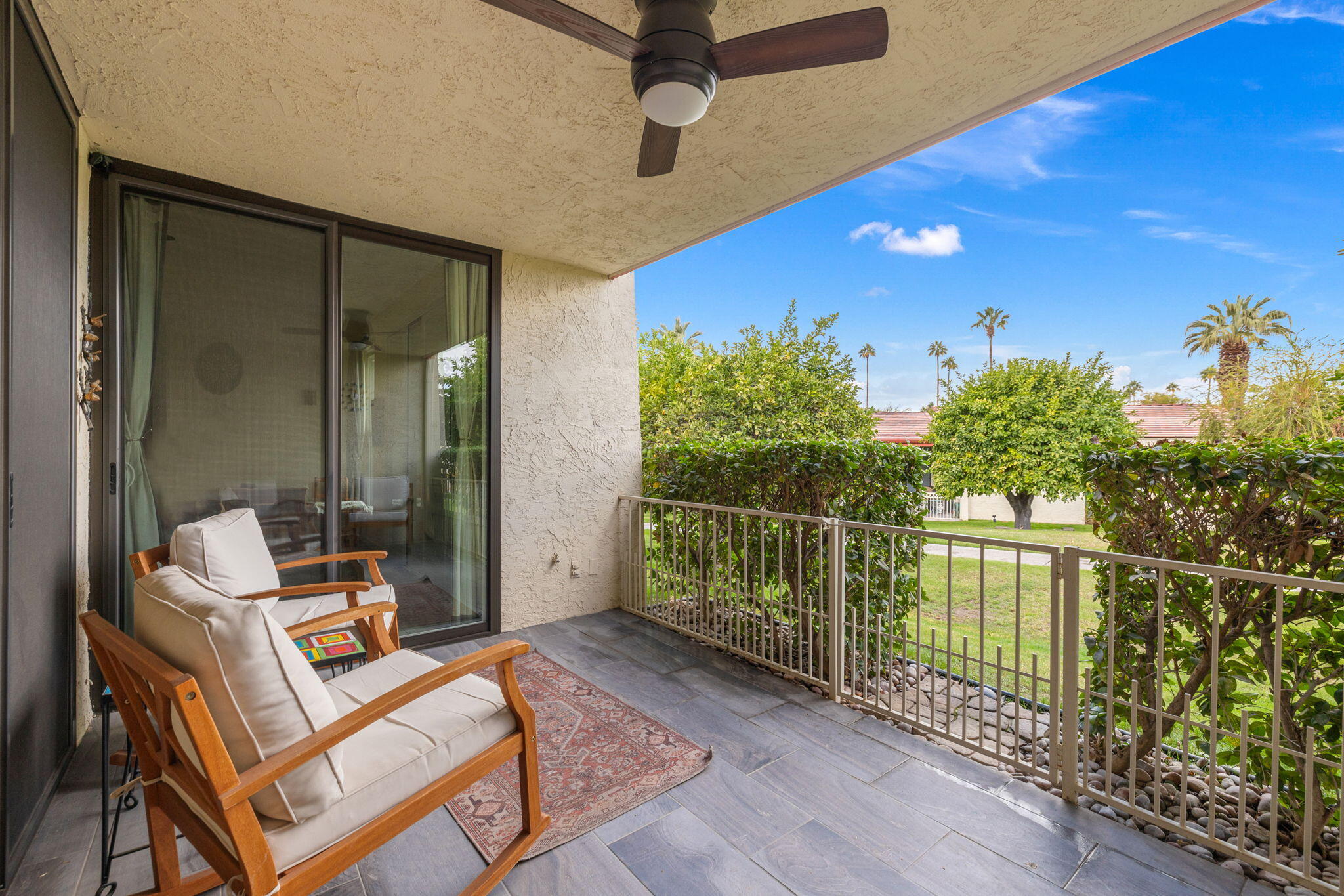 2075 S Caliente Dr, Palm Springs, CA 92264 - MLS 219120108 - Coldwell ...