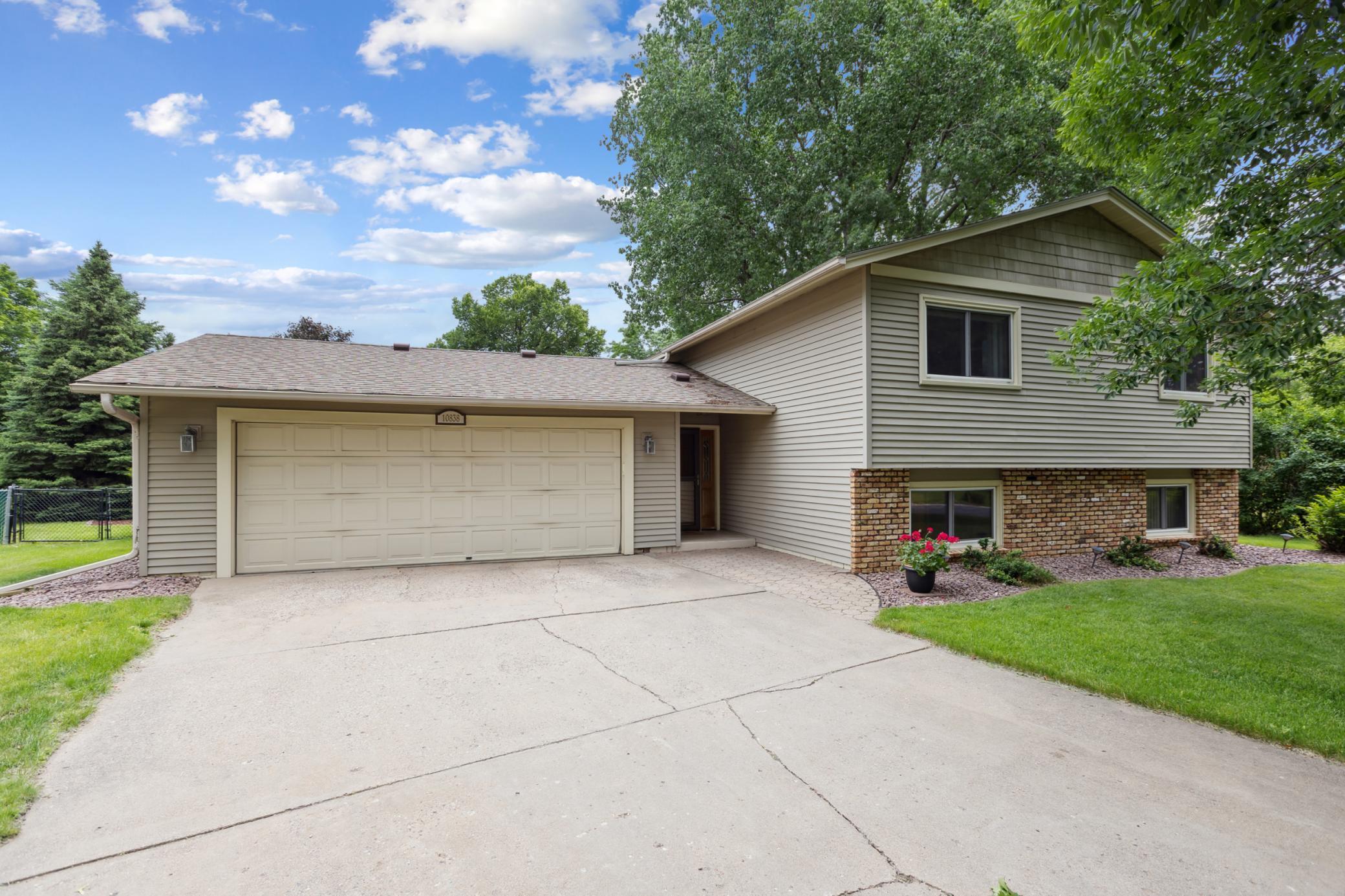 10838 100th Pl N, Maple Grove, MN 55369 - MLS 6520557 - Coldwell Banker
