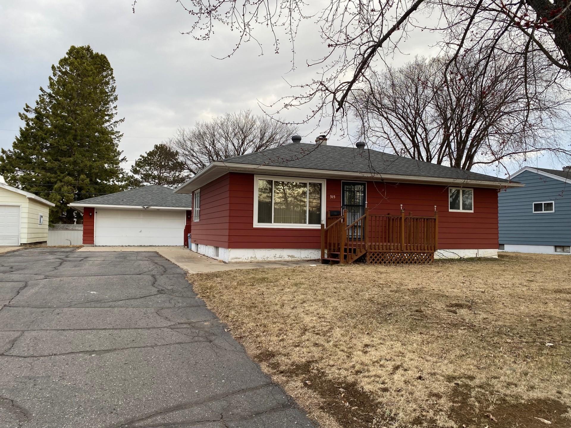 315 Kent Rd, Hoyt Lakes, MN 55750 - MLS 6707737 - Coldwell Banker