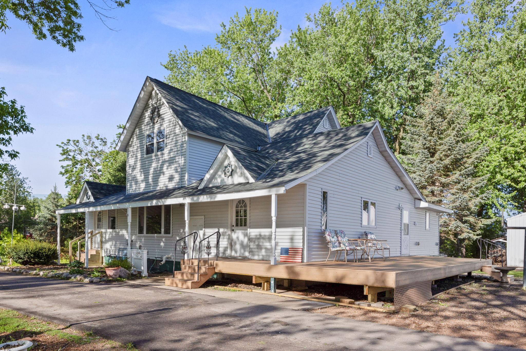 120 5th St N, Brownton, MN 55312 - MLS 6725154 - Coldwell Banker