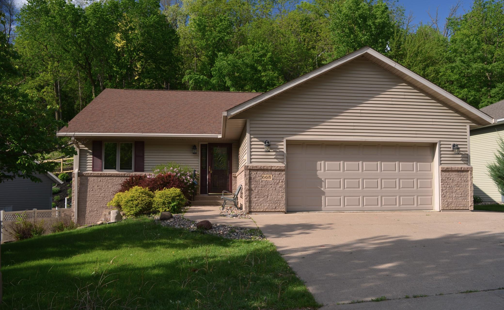 668 Hallstrom Dr, Red Wing, MN 55066 - MLS 6726233 - Coldwell Banker