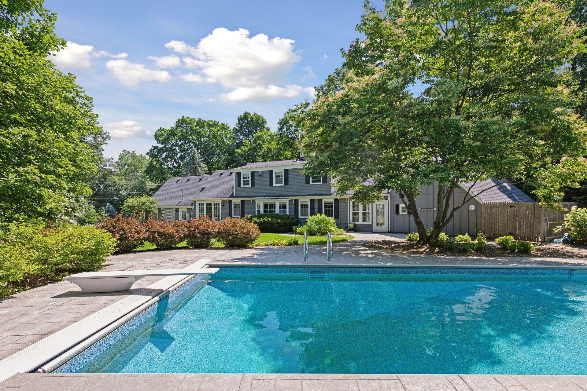 4022 Hillcrest Rd, Deephaven, MN 55391 - MLS 6737083 - Coldwell Banker