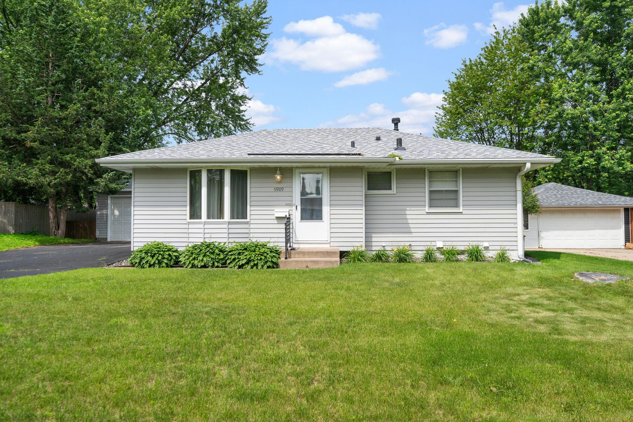 5909 Cavell Ave N, New Hope, MN 55428 - MLS 6746553 - Coldwell Banker