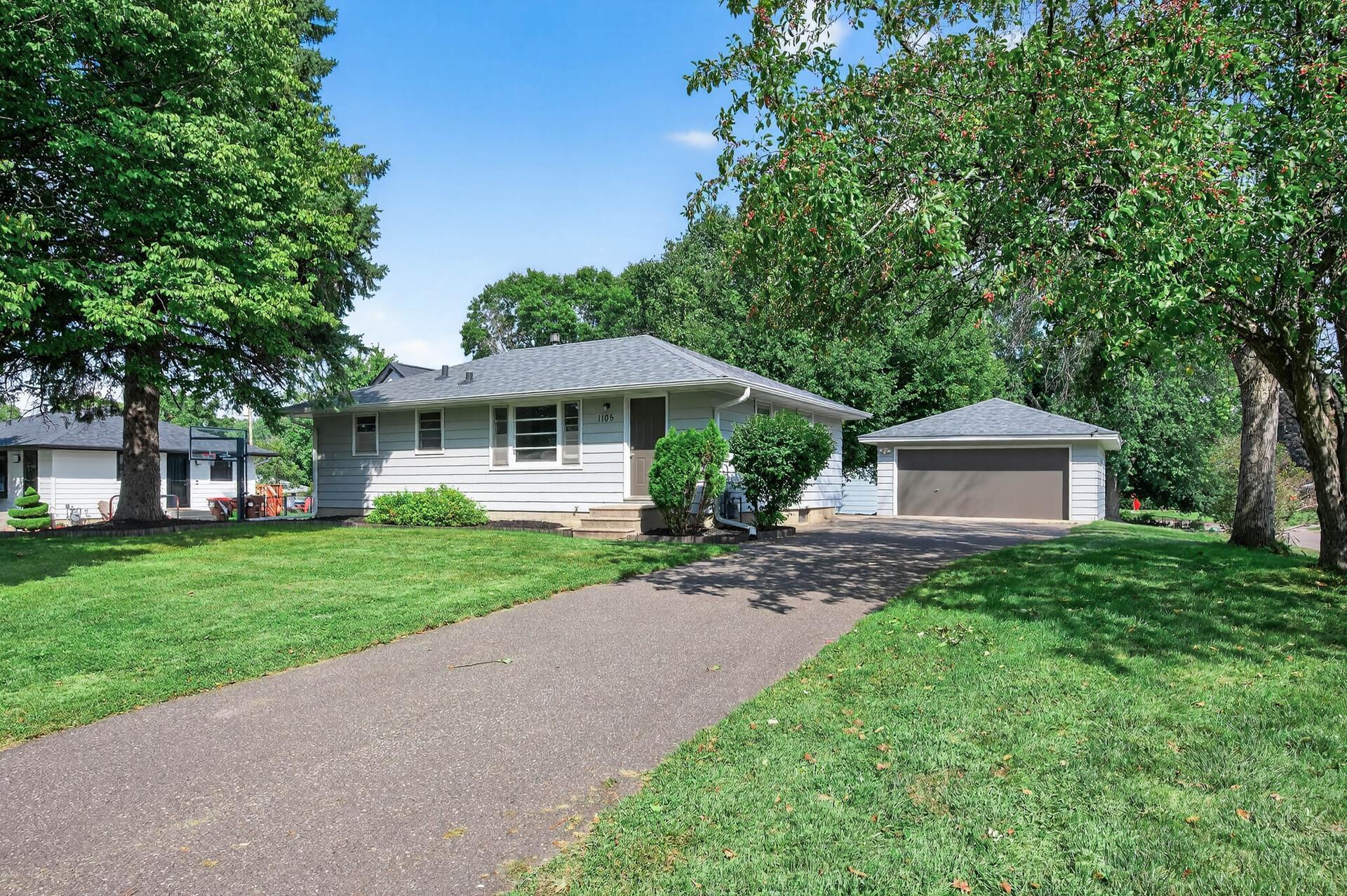 1105 Greystone Ave N, Oakdale, MN 55128 - MLS 6783477 - Coldwell Banker