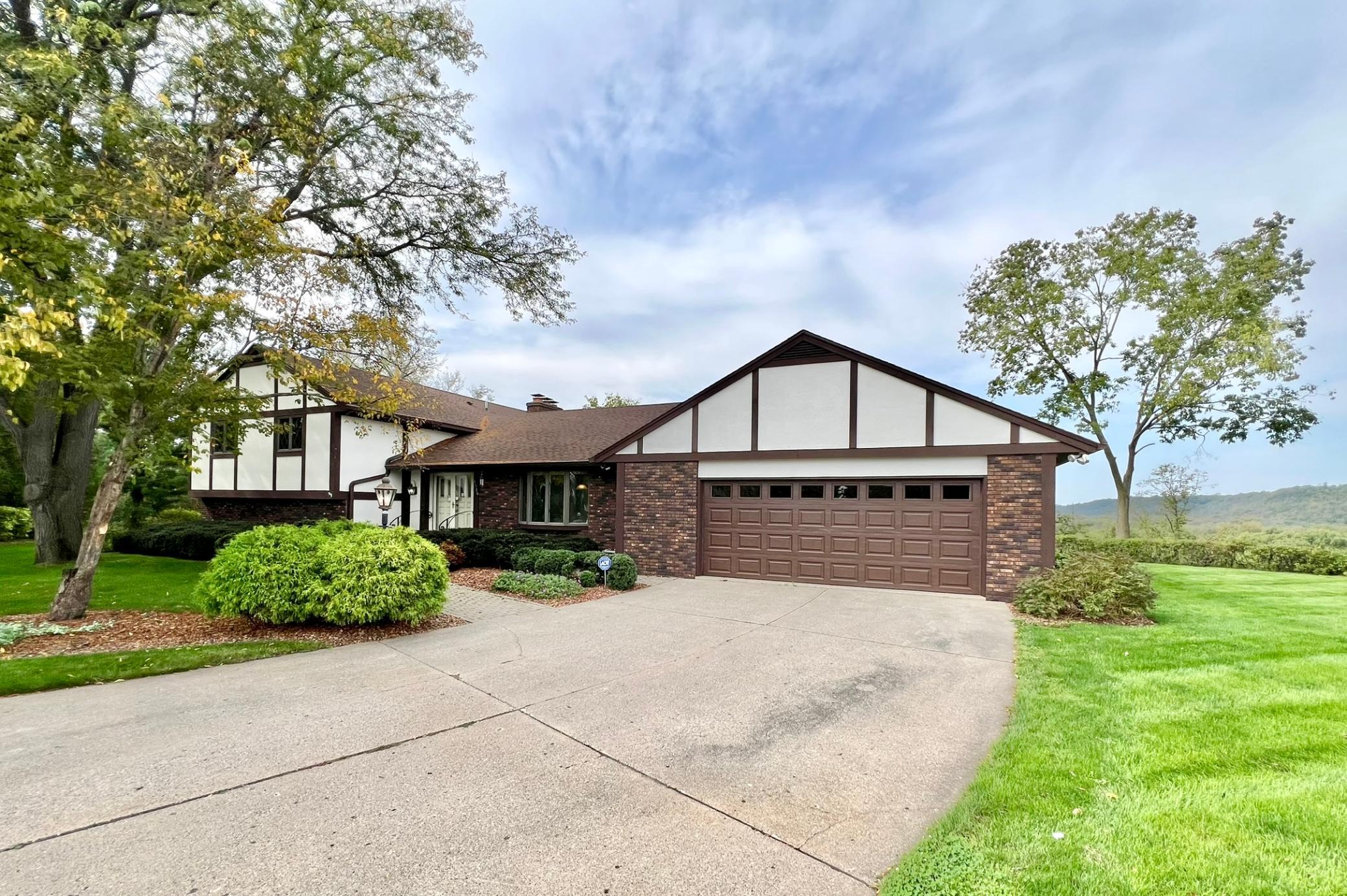 4336 Lookout Ln, Red Wing, MN 55066 - MLS 6797444 - Coldwell Banker