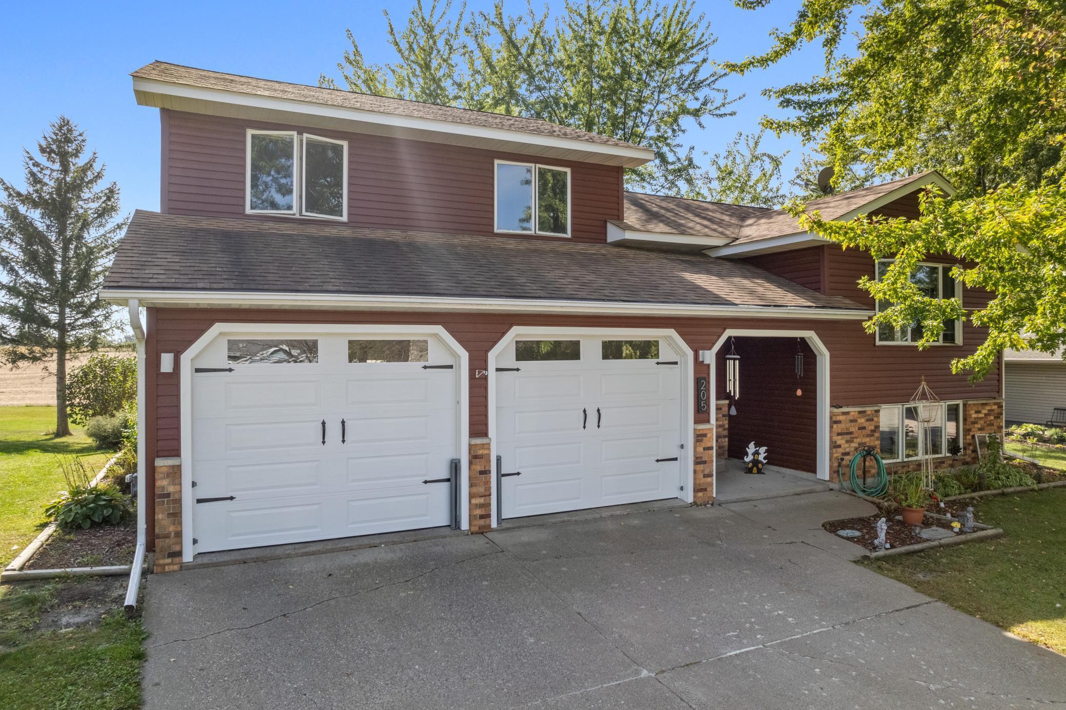 205 Nicholas Dr, Lewiston, MN 55952 - MLS 6797479 - Coldwell Banker