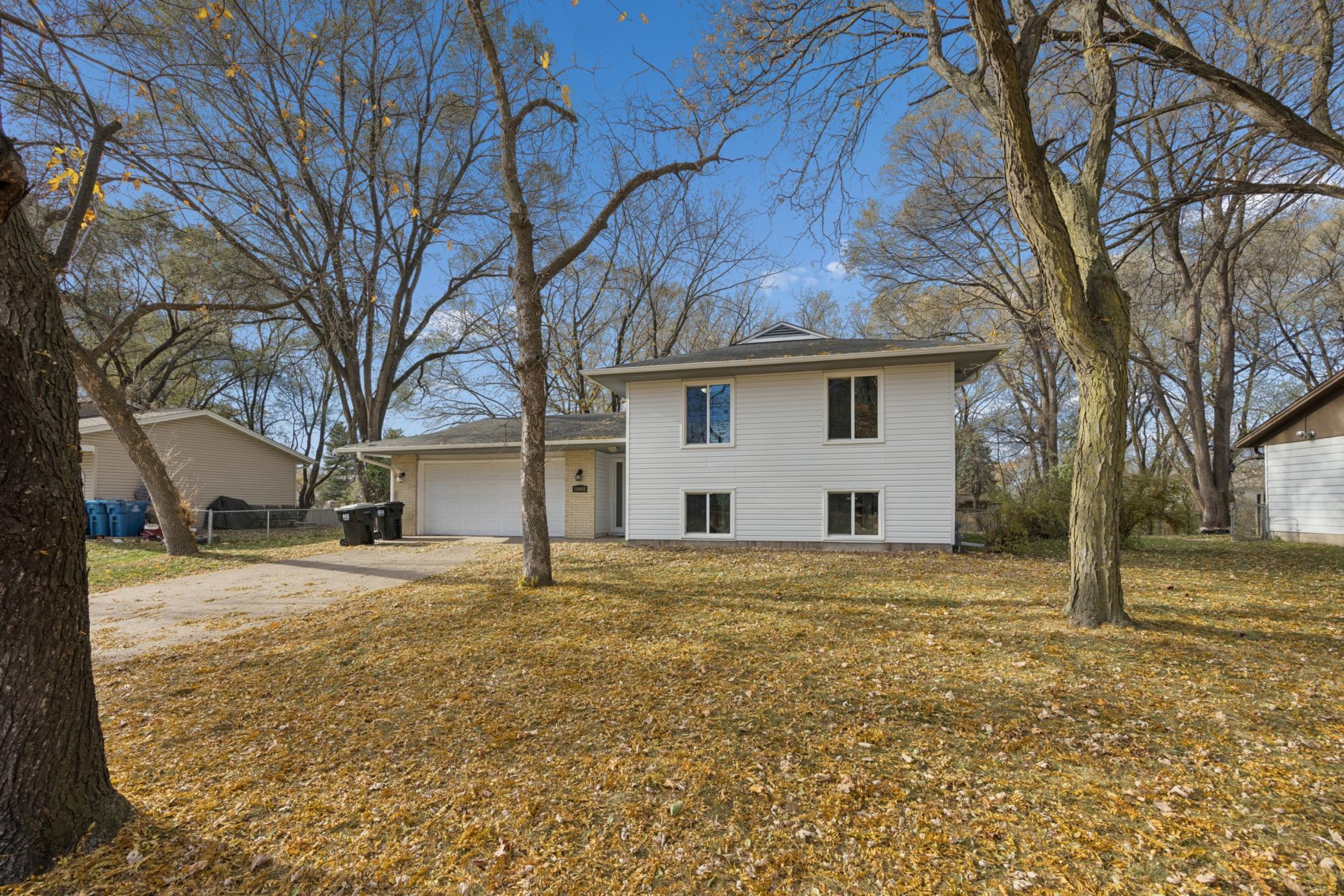 10648 Wren St NW, Coon Rapids, MN 55433 - MLS 6813116 - Coldwell Banker