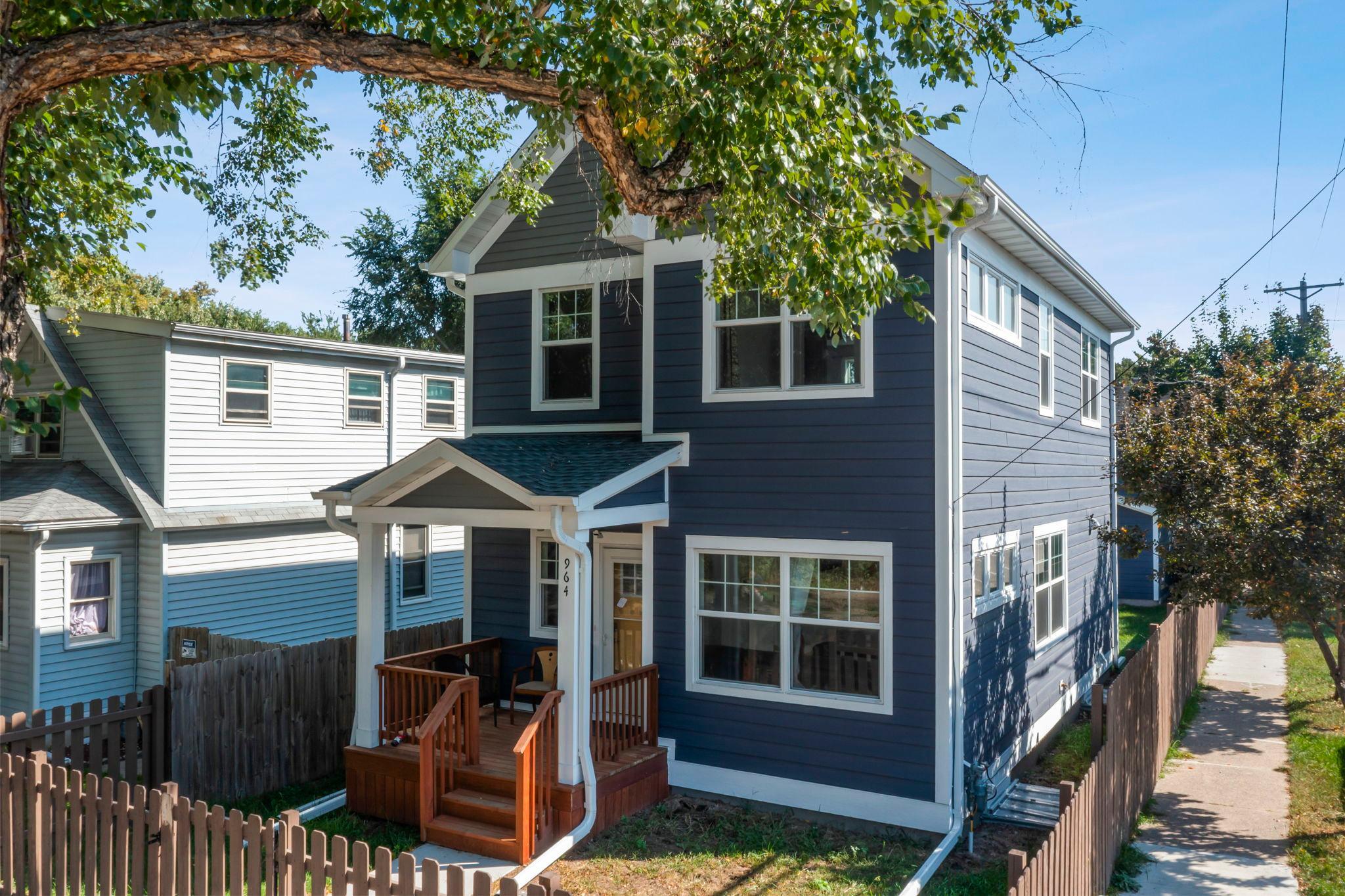 964 Woodbridge St, Saint Paul, MN 55117 - MLS 6816180 - Coldwell Banker