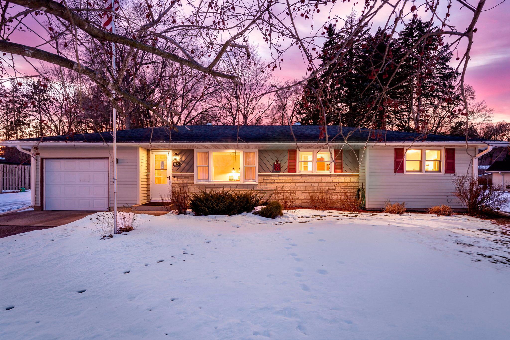3429 Helen Ln, Red Wing, MN 55066 - MLS 7017114 - Coldwell Banker