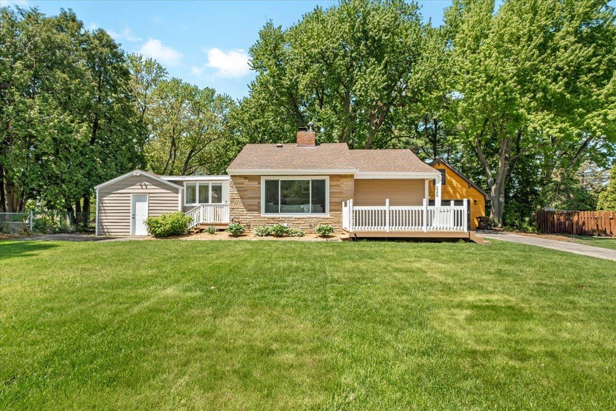 2368 Hadley Ave N, Oakdale, MN 55128 - MLS 7064762 - Coldwell Banker