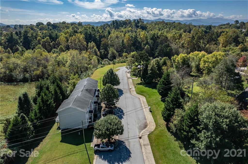 200 Villas Ct, Asheville, NC 28806 - MLS 3793359 - Coldwell Banker