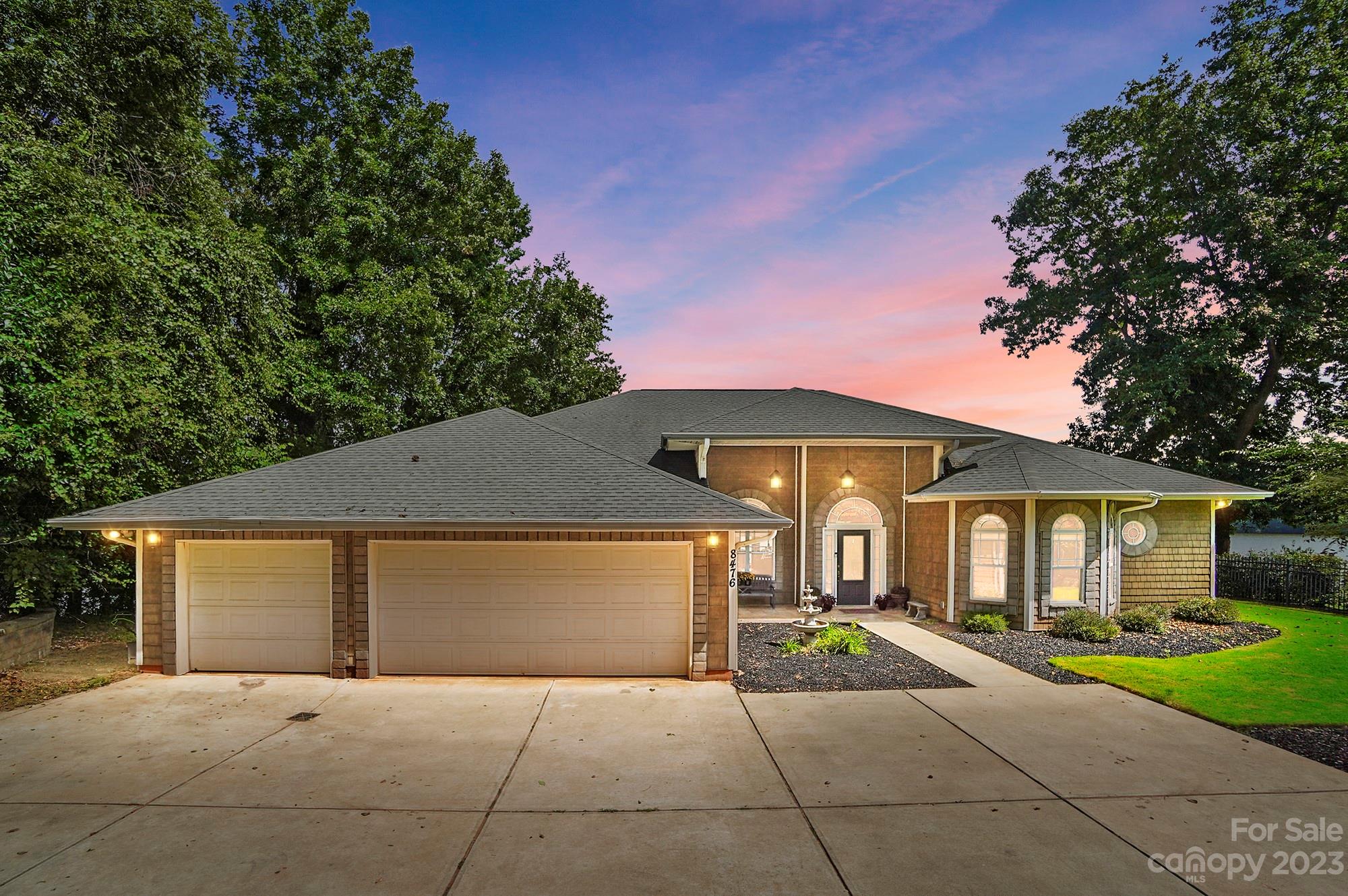 8476 Catawba Cove Dr, Belmont, NC 28012 - MLS 4075934 - Coldwell Banker