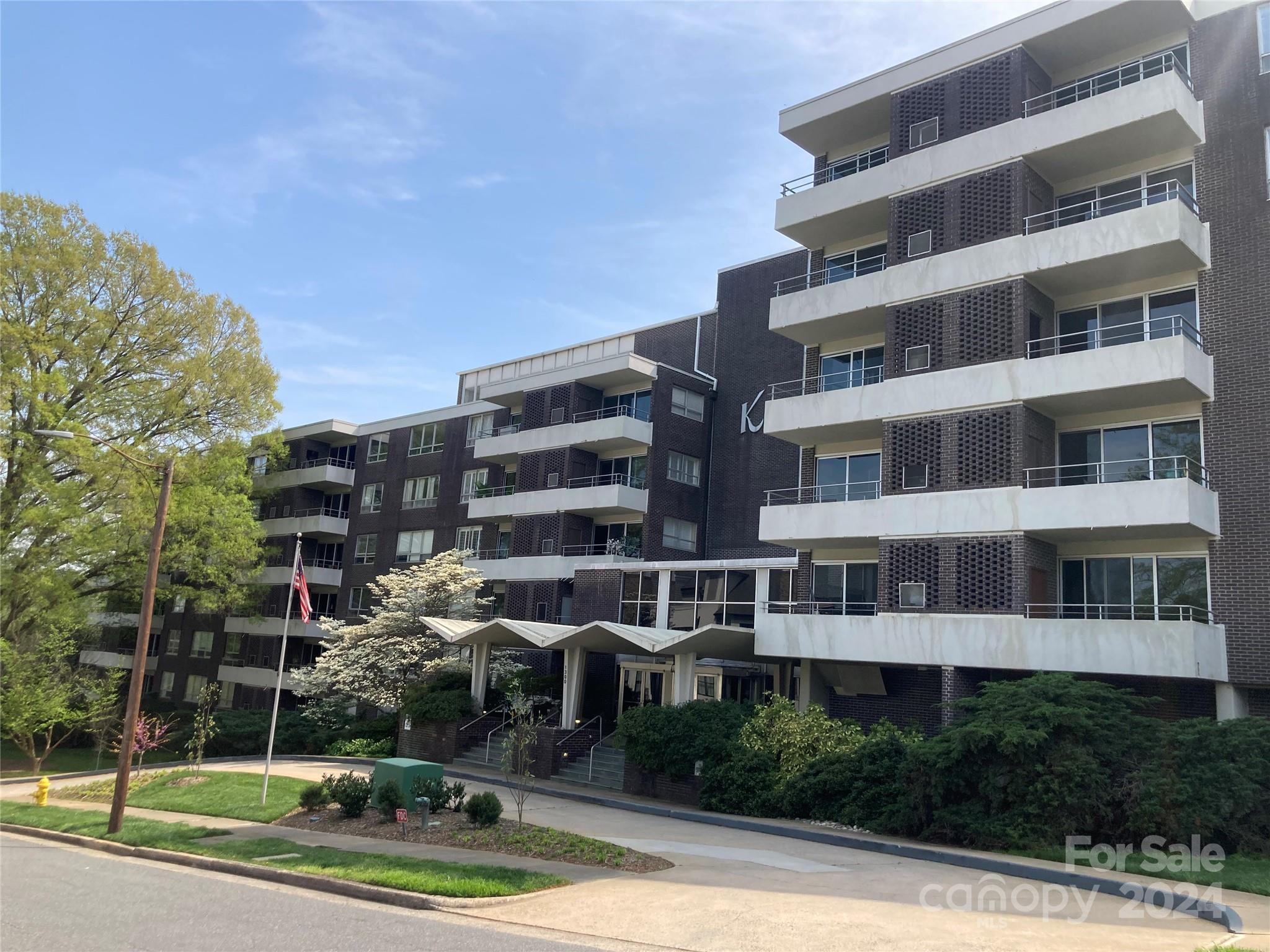 1300 Reece Rd #307, Charlotte, NC 28209 - MLS 4125071 - Coldwell Banker