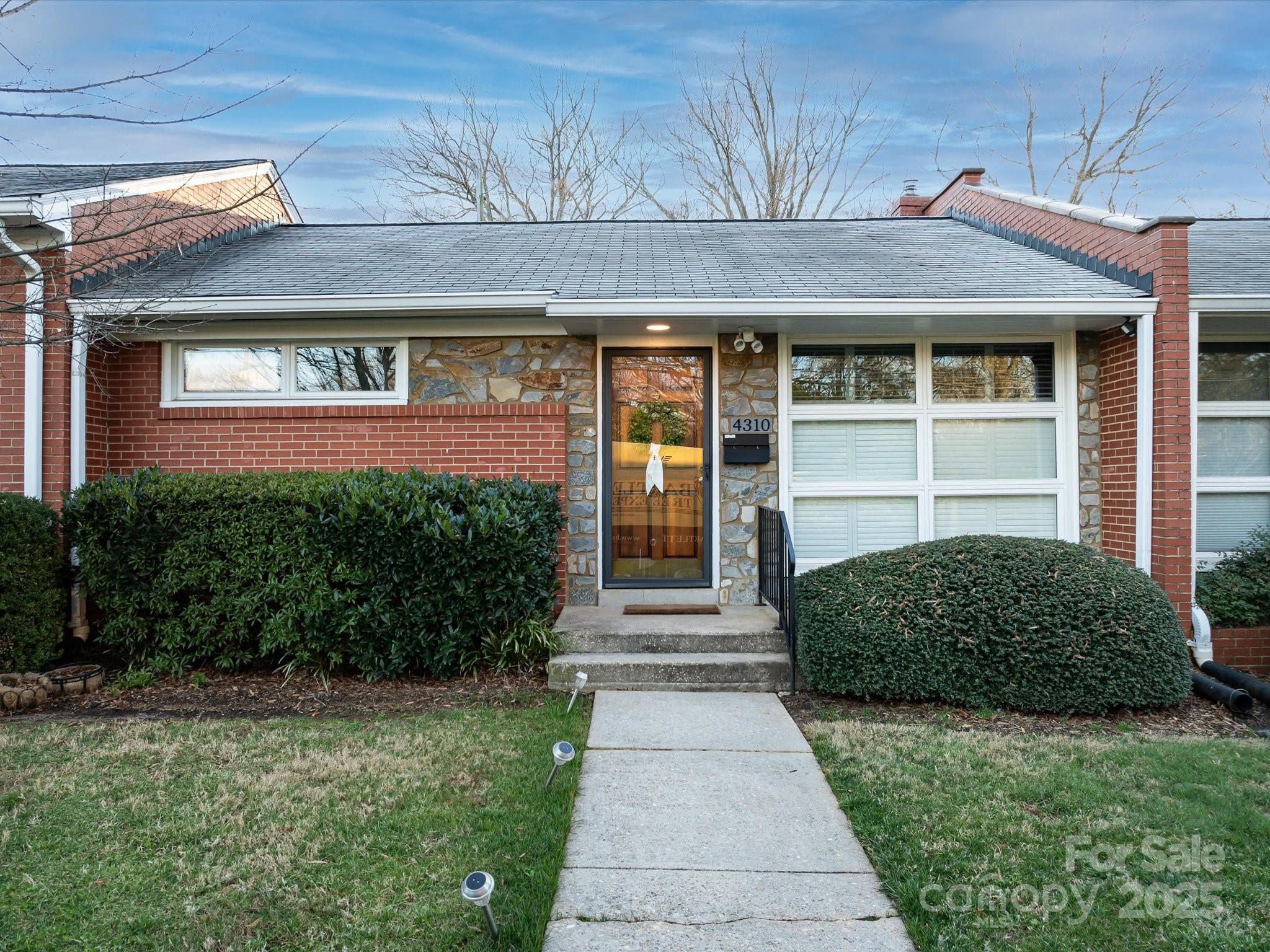 4310 Randolph Rd, Charlotte, NC 28211 - MLS 4223542 - Coldwell Banker