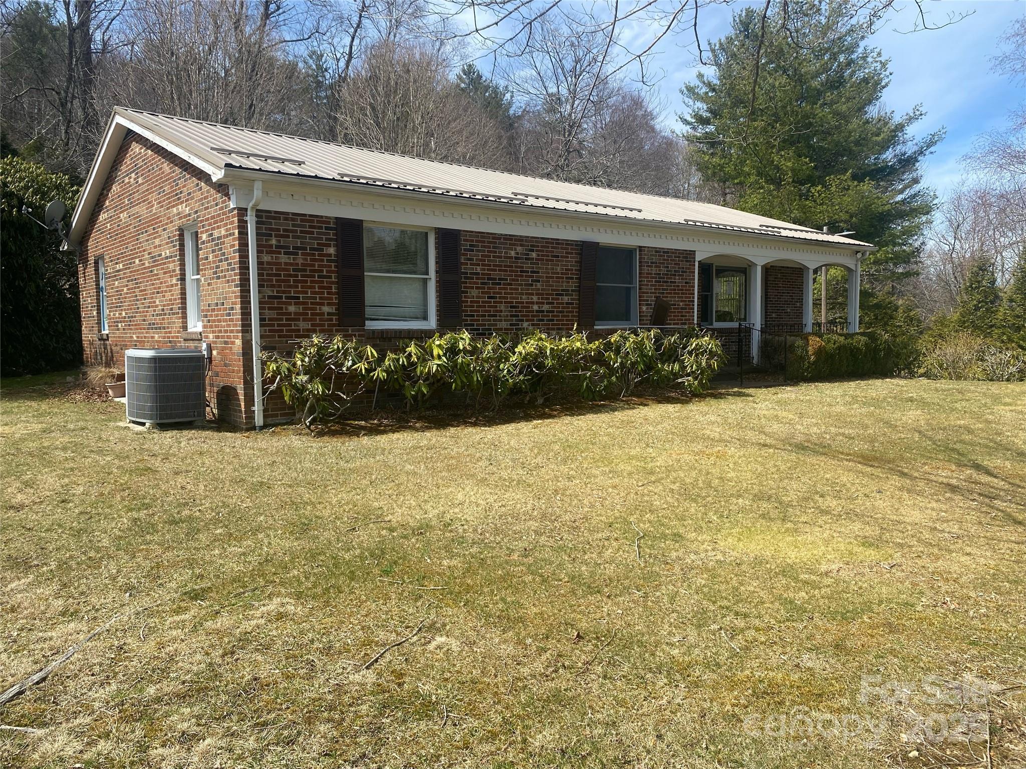 79 Rabbit Ranch Rd, Newland, NC 28657 - MLS 4236005 - Coldwell Banker