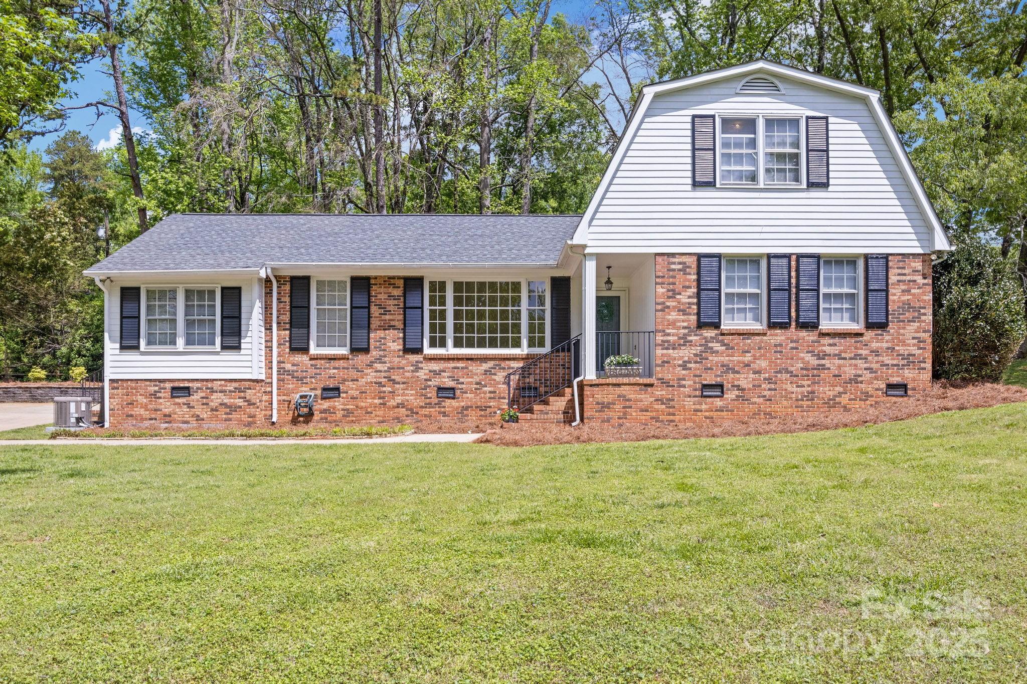 101 Grier St, York, SC 29745 - MLS 4246387 - Coldwell Banker