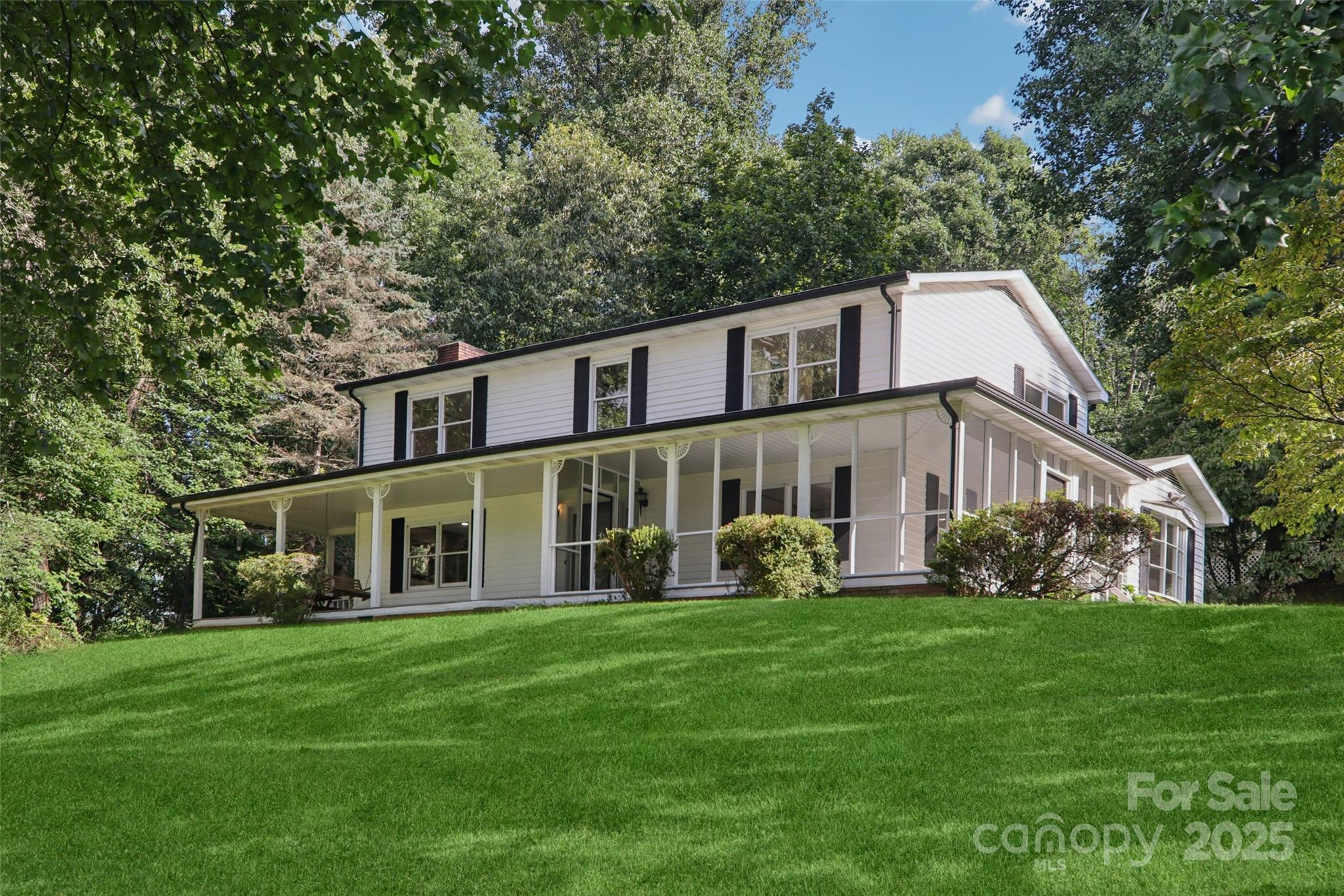 5 Timothy Ln, Candler, NC 28715 - MLS 4301153 - Coldwell Banker