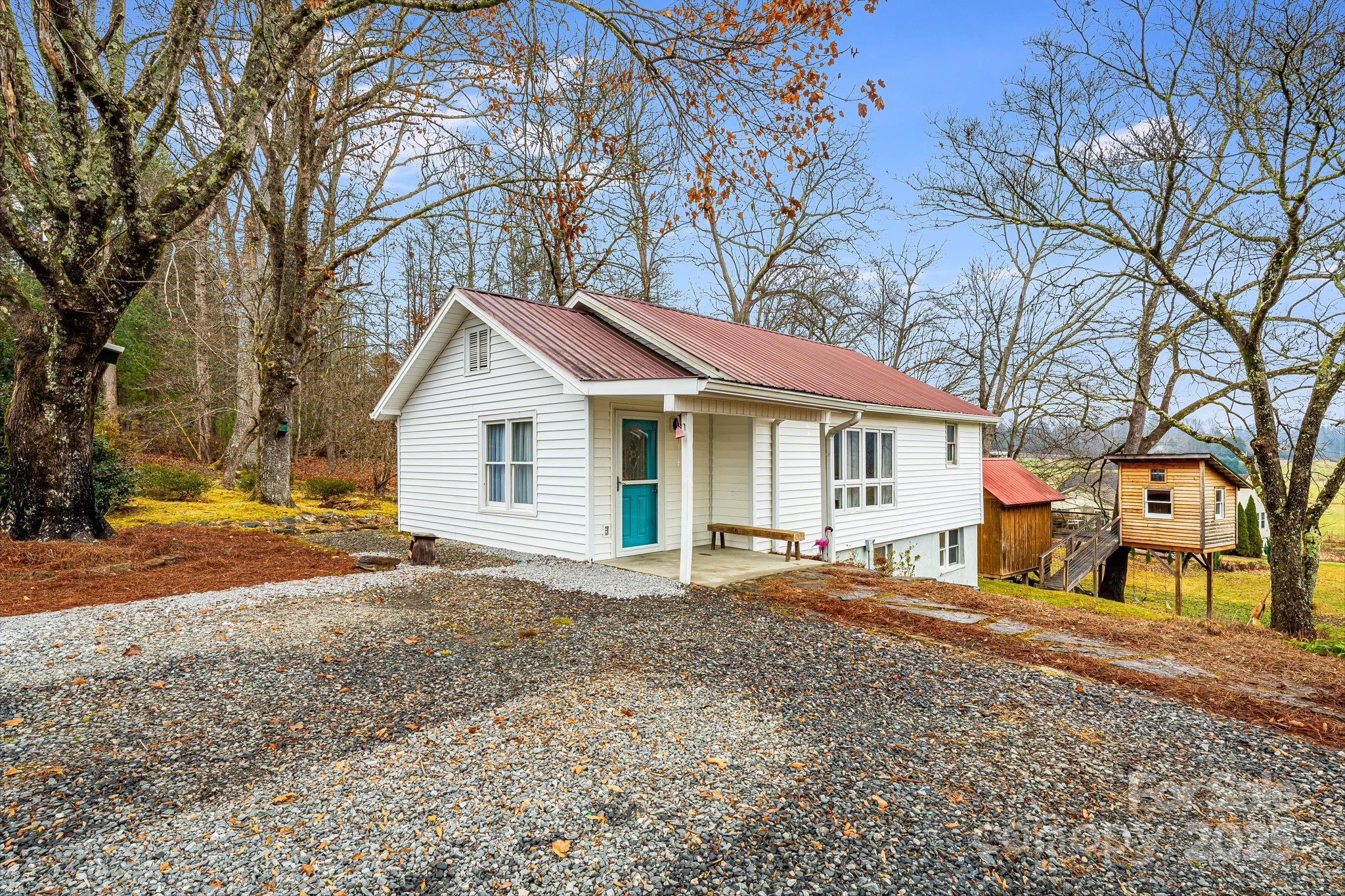 195 Whitmire Rd, Brevard, NC 28712 - MLS 4328642 - Coldwell Banker