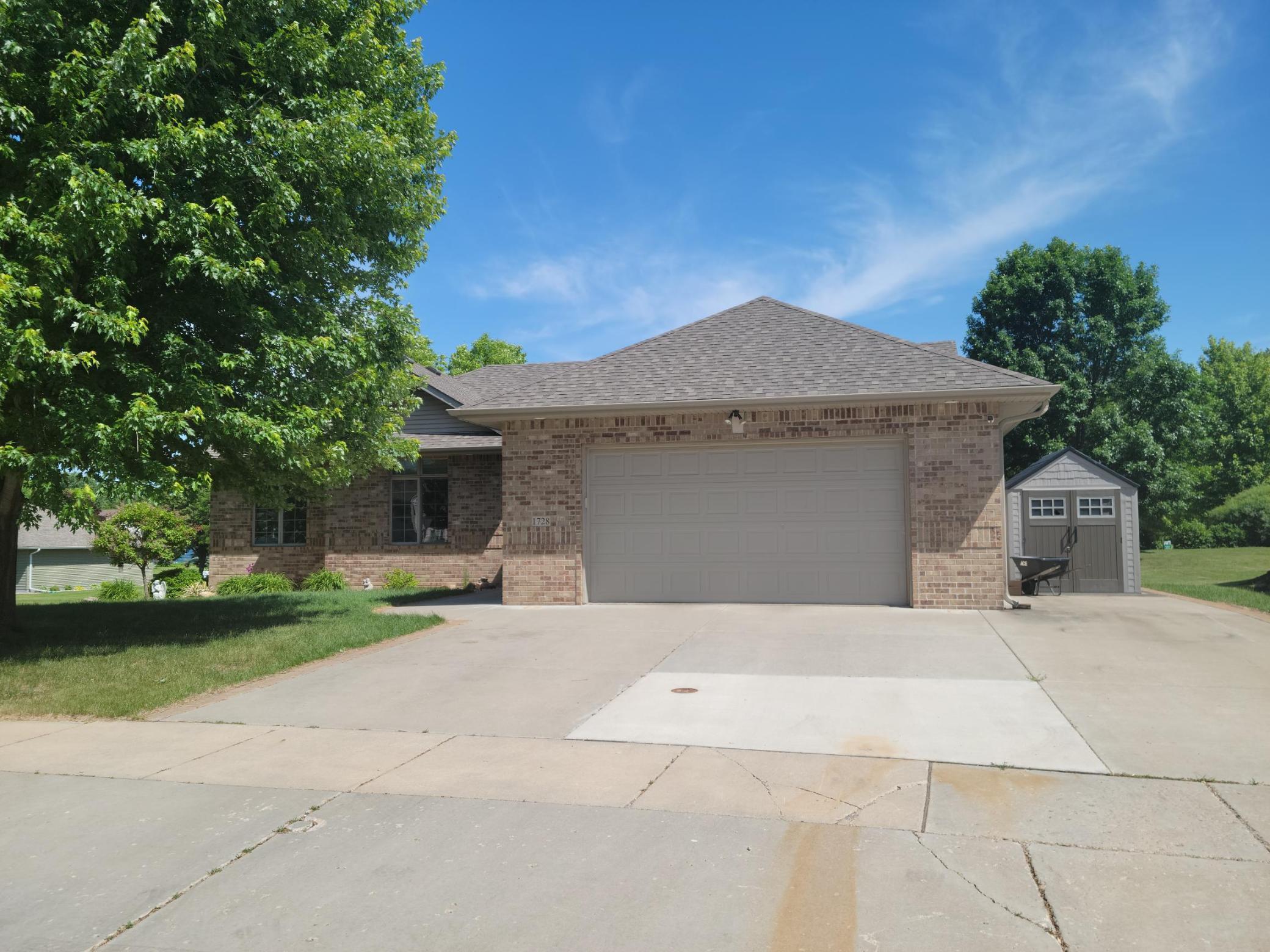 1728 13th St NW Faribault MN 55021 MLS 6189152 Coldwell Banker