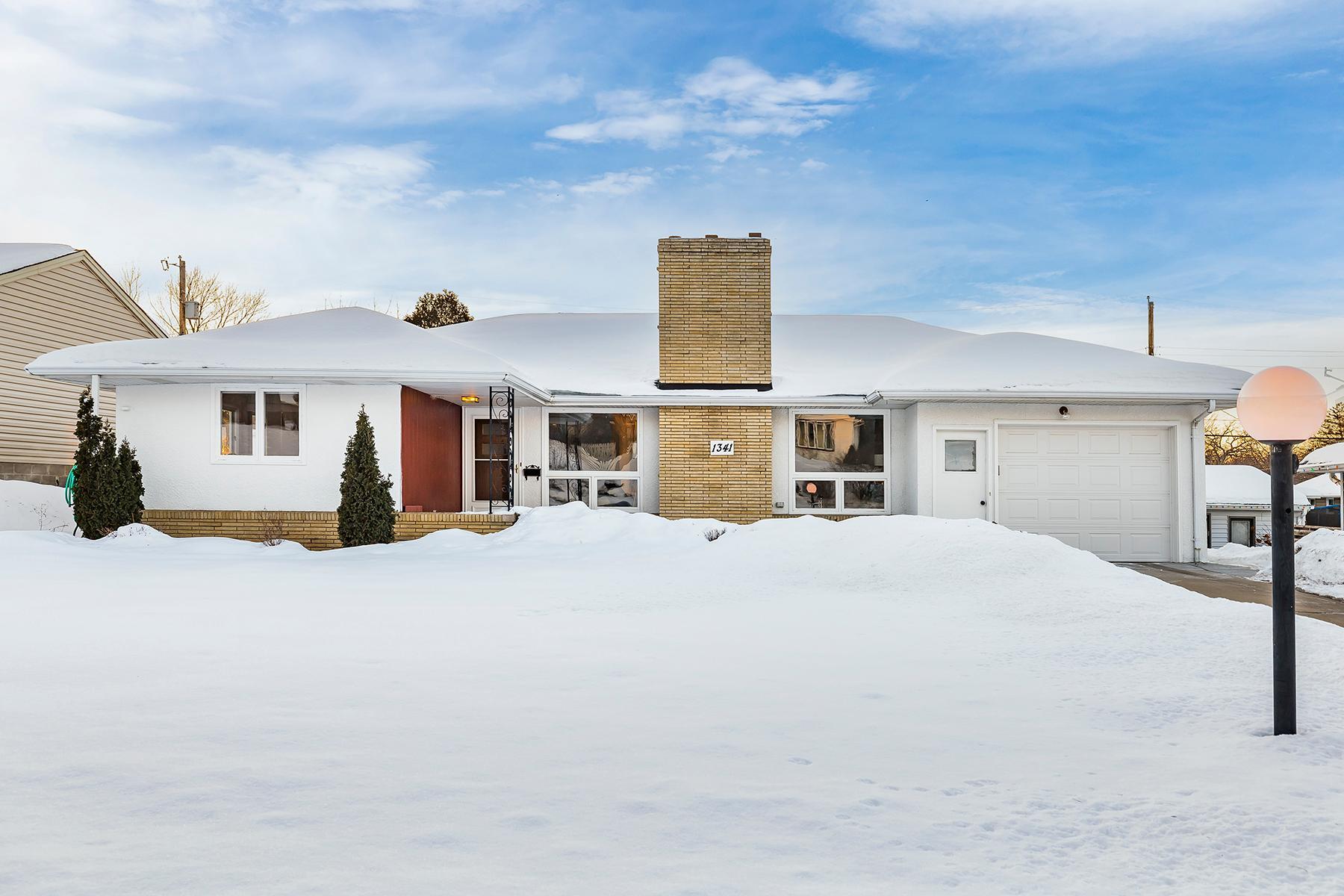 1341 Sumner St, Saint Paul, MN 55116 - MLS 6328590 - Coldwell Banker