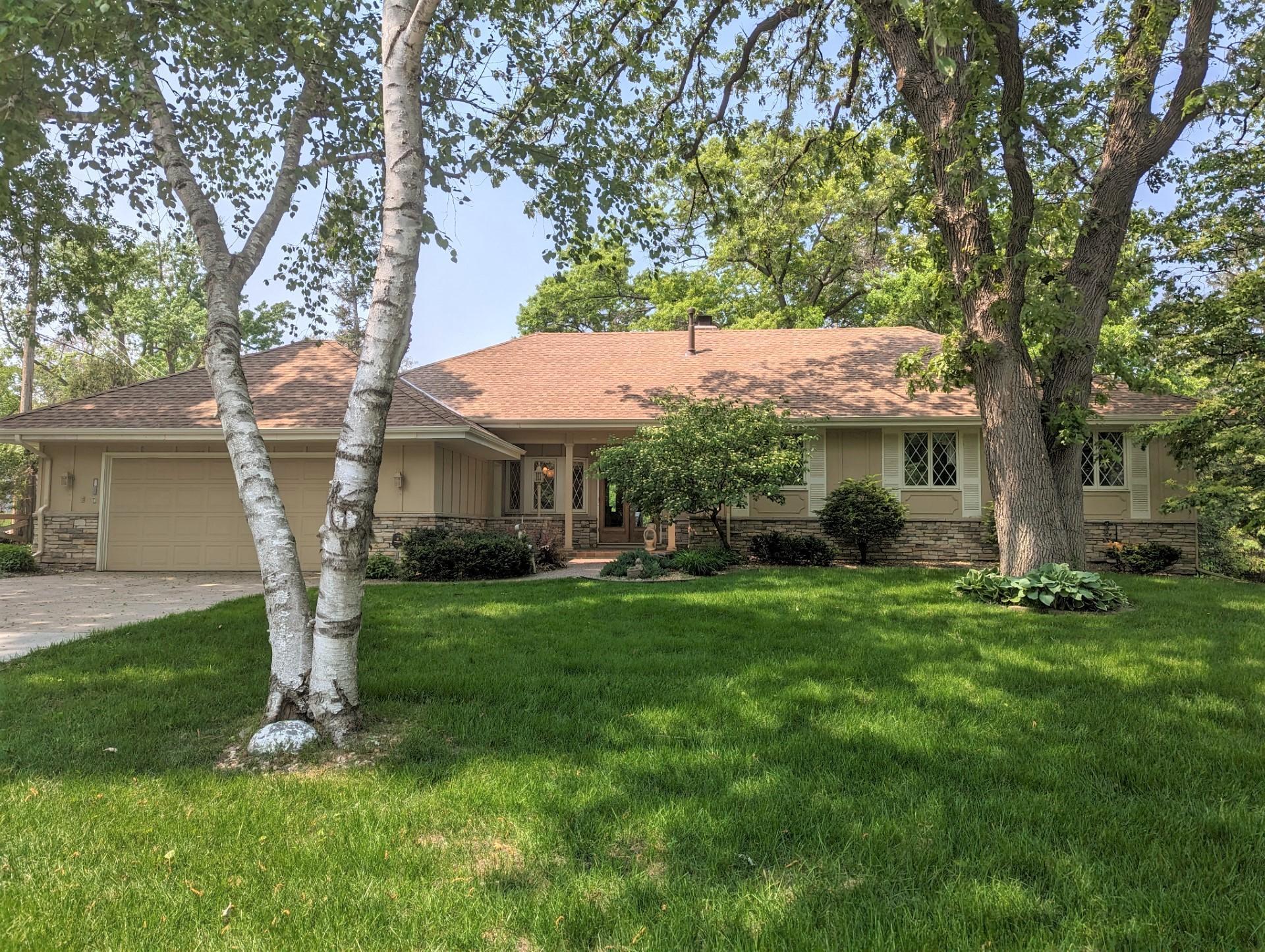 262 Holly Rd, Hopkins, MN 55343 - MLS 6376322 - Coldwell Banker