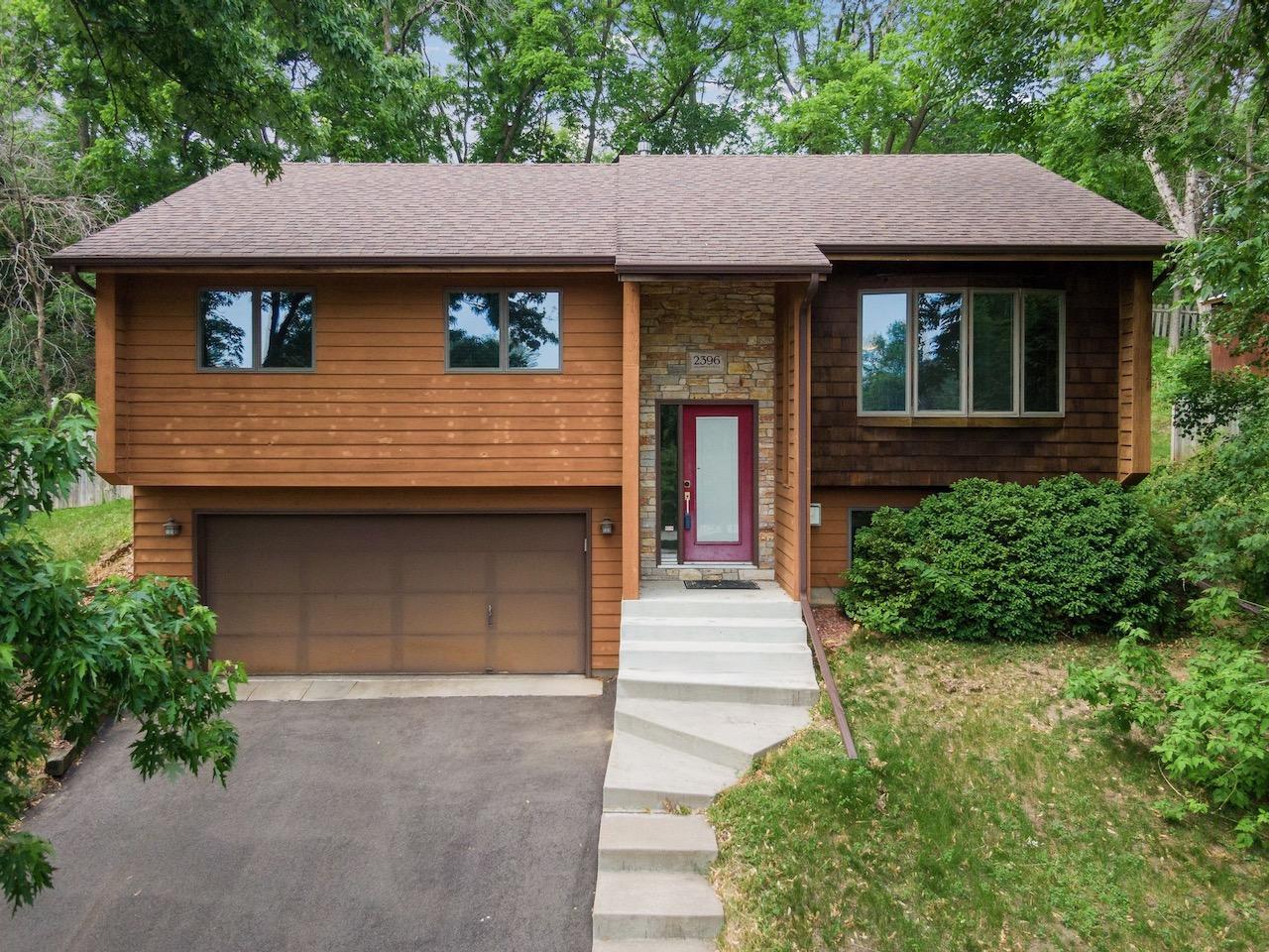 2396 Greenbrier Cir, Little Canada, MN 55117 - MLS 6383944 - Coldwell ...