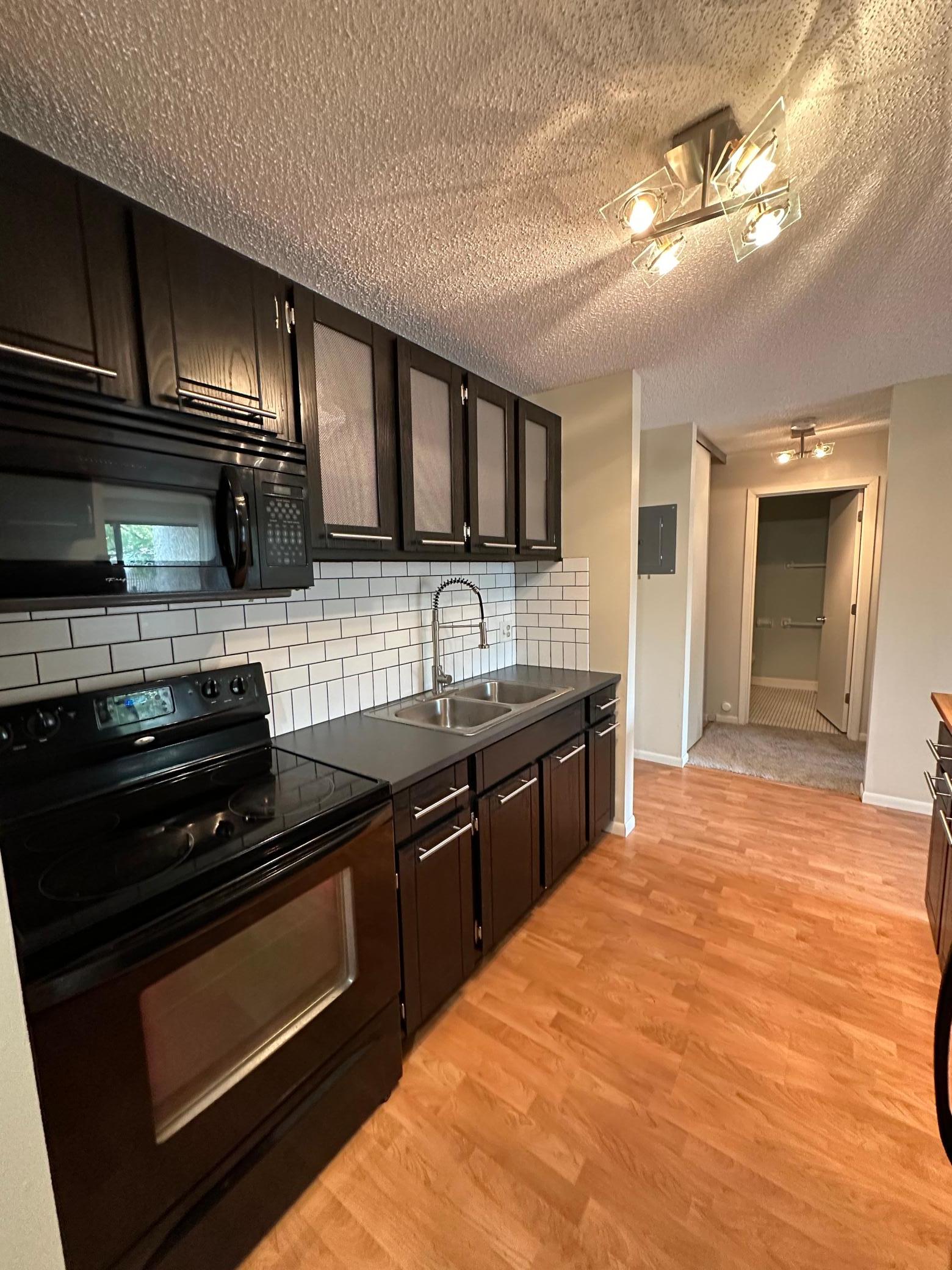 4110 Rahn Rd #118, Eagan, MN 55122 - MLS 6388501 - Coldwell Banker