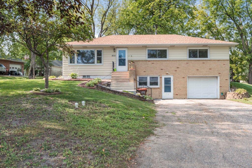 805 5th Ave, Howard Lake, MN 55349 - MLS 6426661 - Coldwell Banker