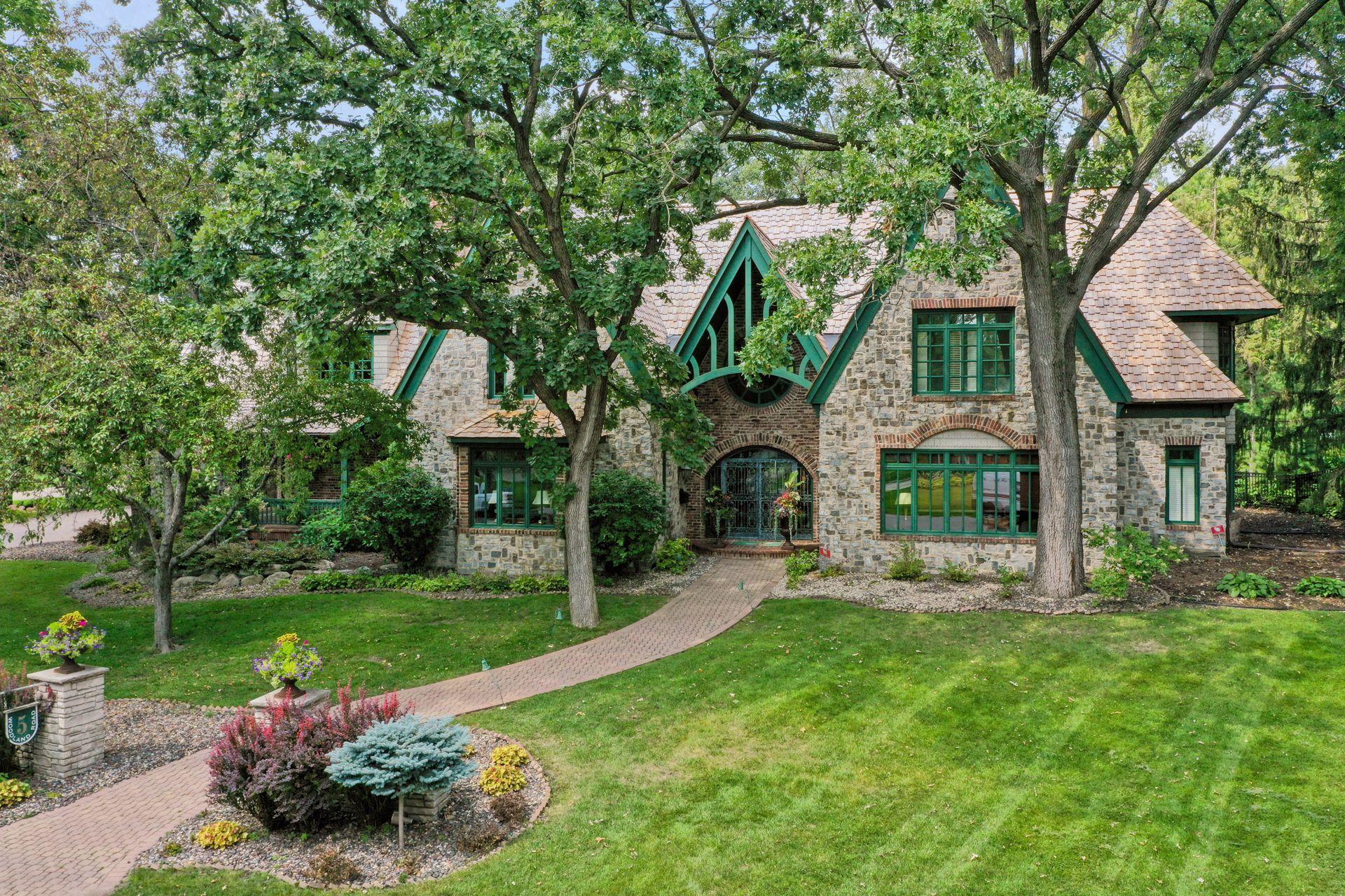 5 Woodland Rd, Edina, MN 55424 - MLS 6443876 - Coldwell Banker