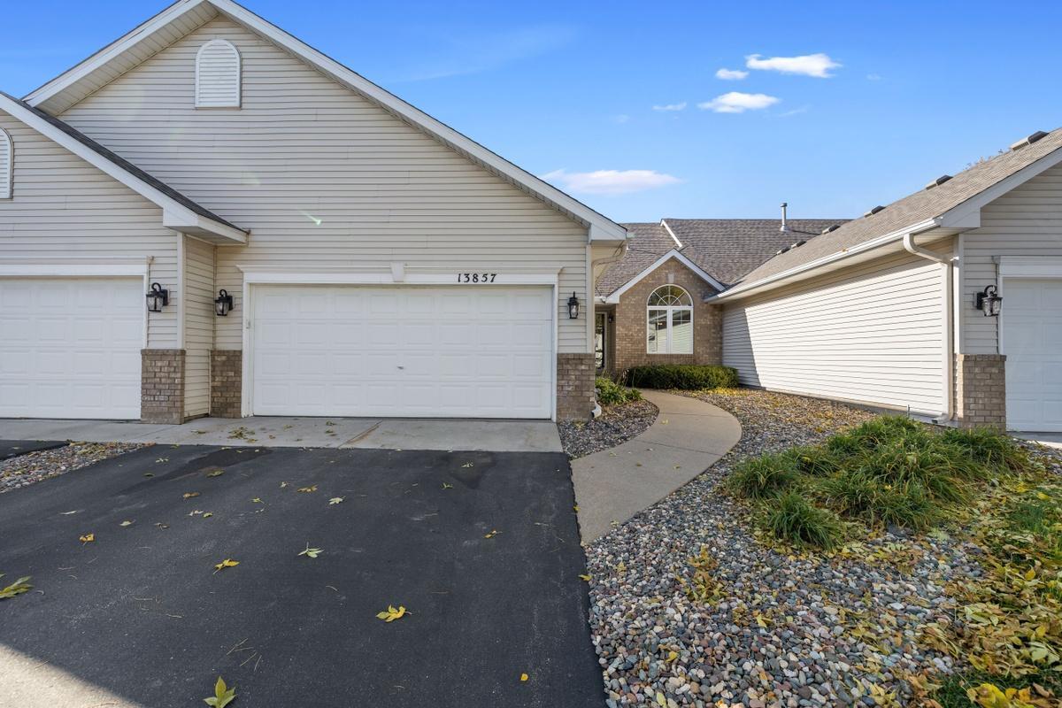 13857 Falcon Ave, Apple Valley, MN 55124 - MLS 6447748 - Coldwell Banker