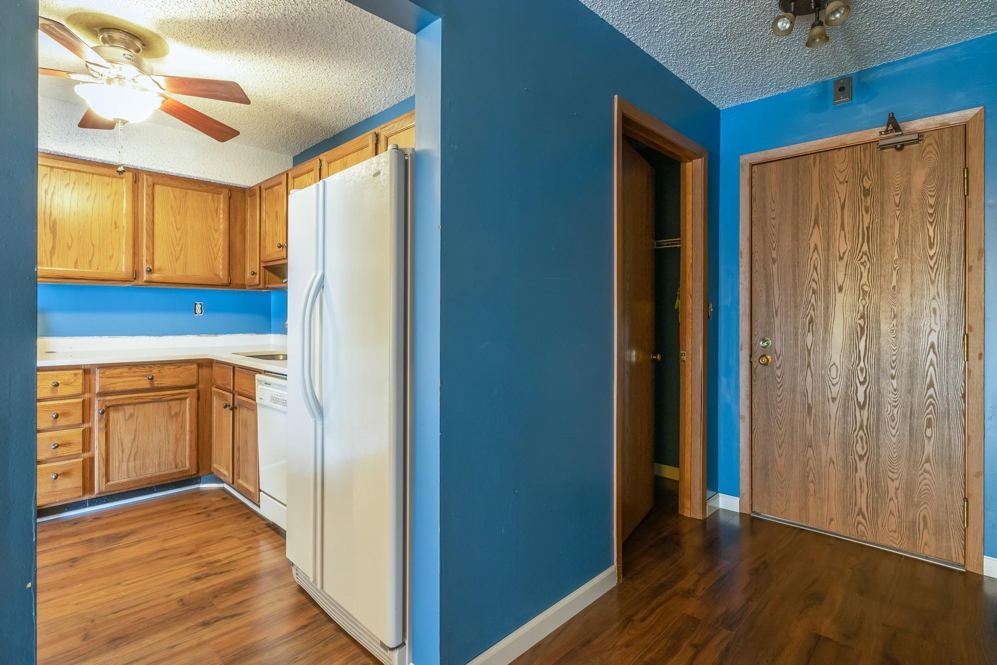 3232 Fremont Ave N #321, Minneapolis, MN 55412 - MLS 6464850 - Coldwell ...