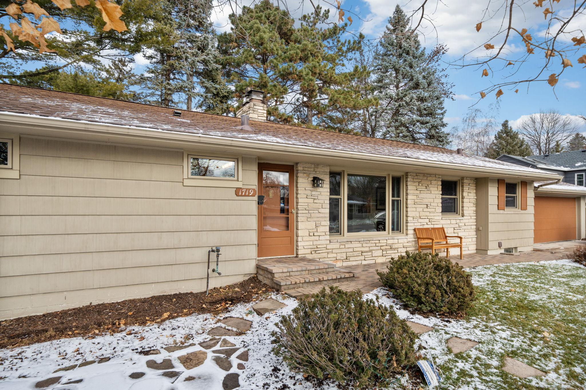 1719 Colvin Ave, Saint Paul, MN 55116 - MLS 6469348 - Coldwell Banker