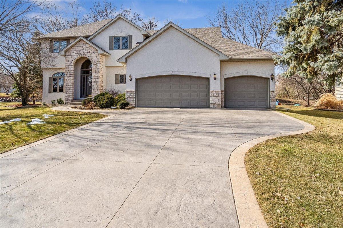 3720 Bailey Ridge Dr, Woodbury, MN 55125 - MLS 6485671 - Coldwell Banker