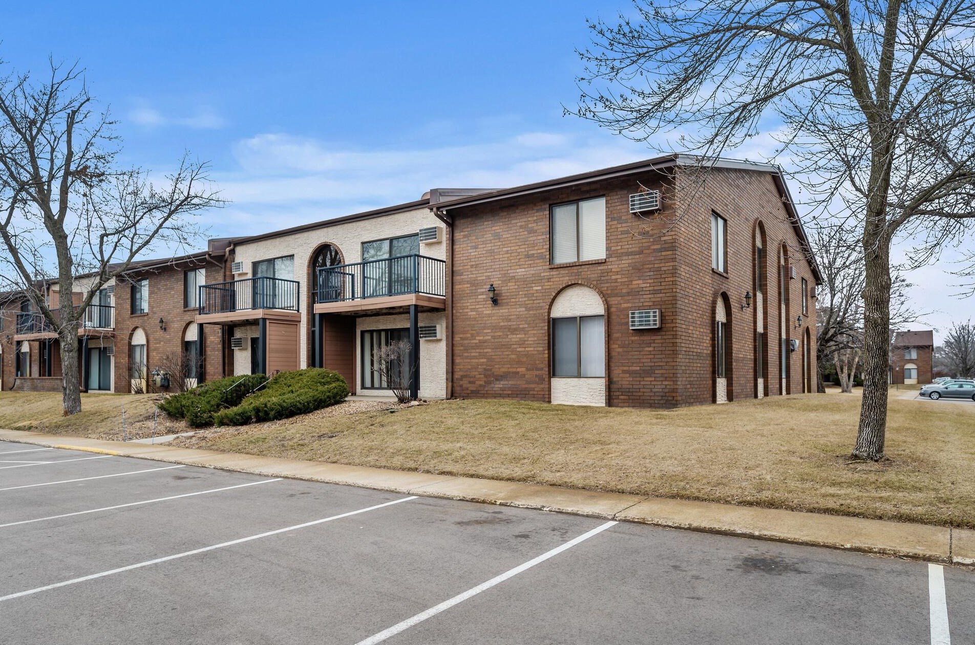 7350 York Ave S #101, Edina, MN 55435 - MLS 6486491 - Coldwell Banker