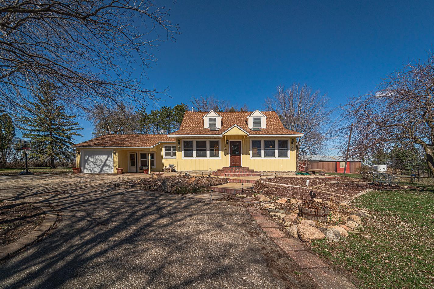 23930 Cedar Ave, Eureka Twp, MN 55024 - MLS 6503757 - Coldwell Banker