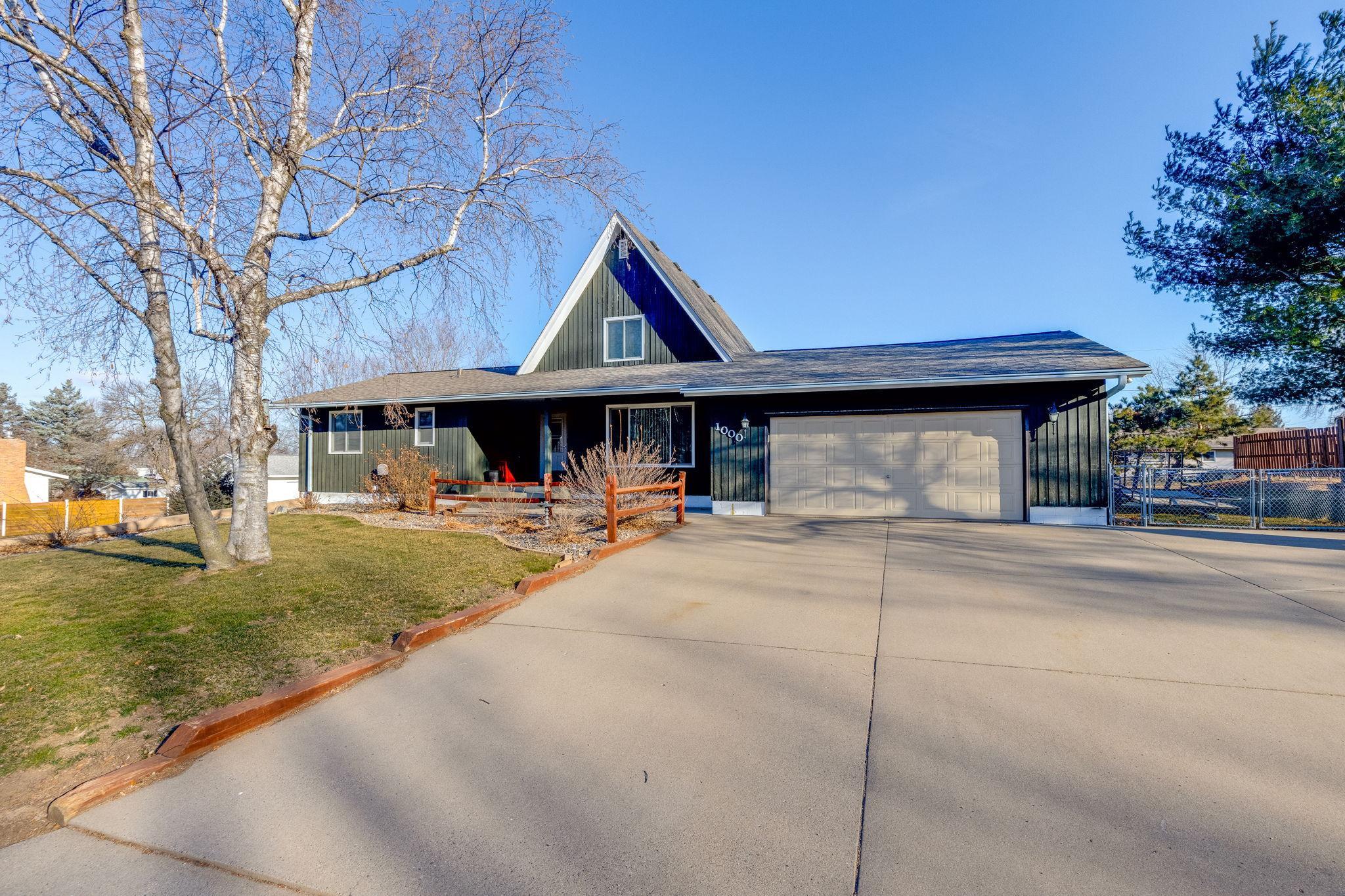 1000 Pine St, Prescott, WI 54021 - MLS 6507845 - Coldwell Banker