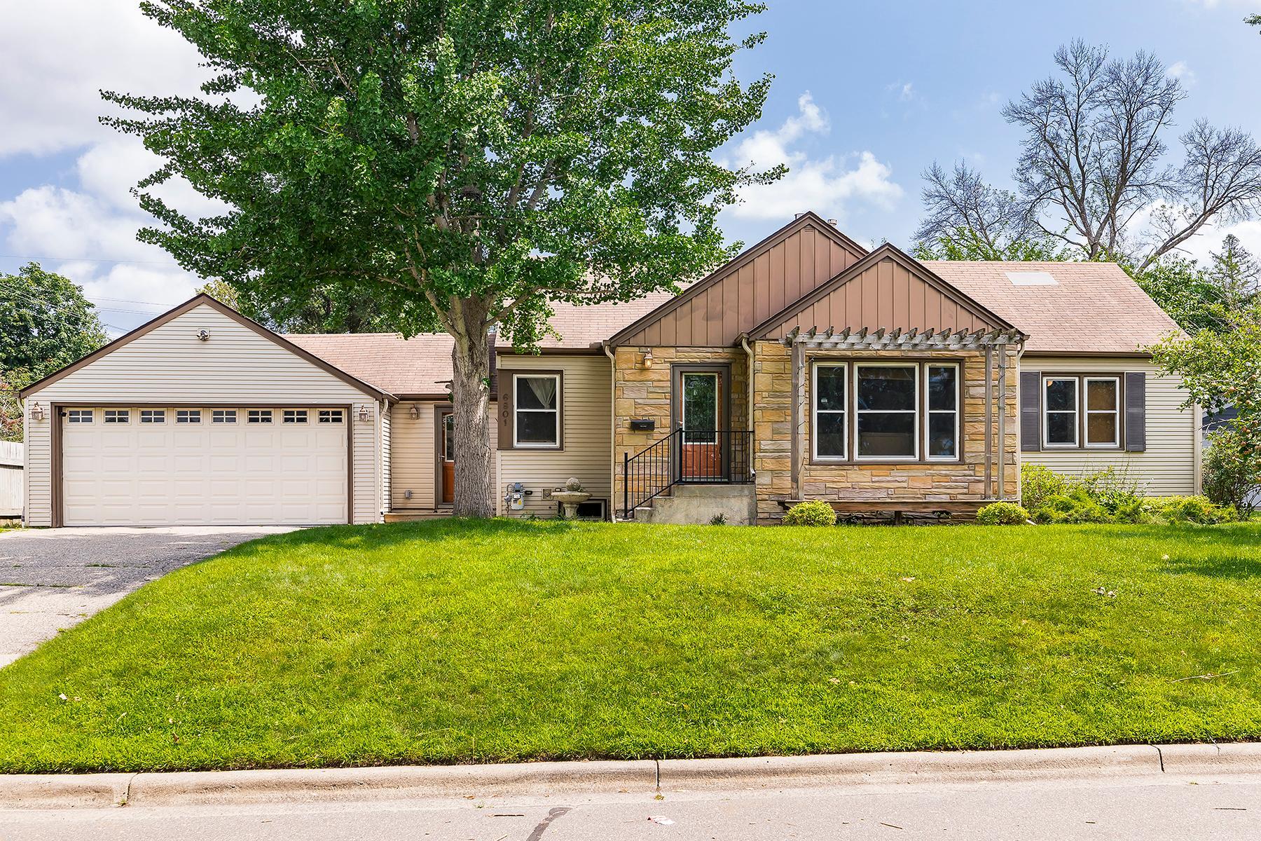 6801 11th Ave S, Richfield, MN 55423 - MLS 6540394 - Coldwell Banker