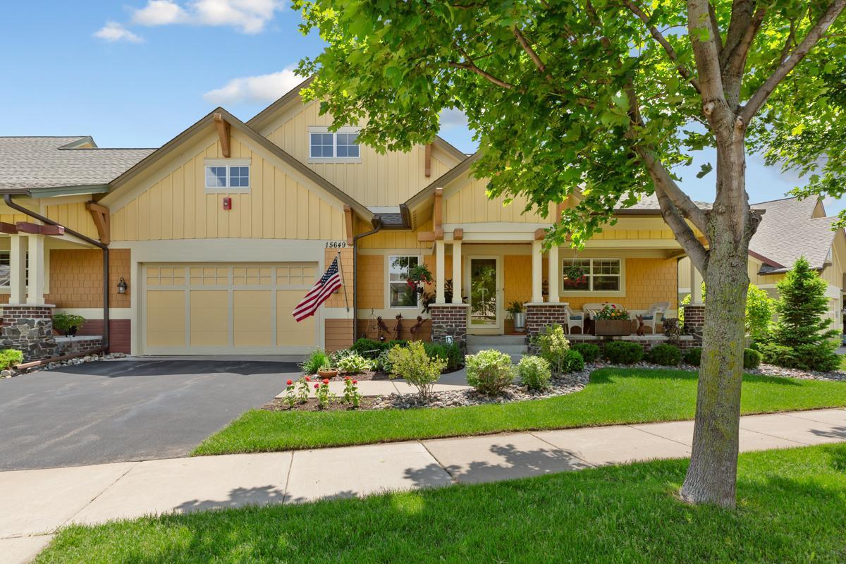 15649 Cobblestone Lake Pkwy, Apple Valley, MN 55124 - MLS 6542218 ...