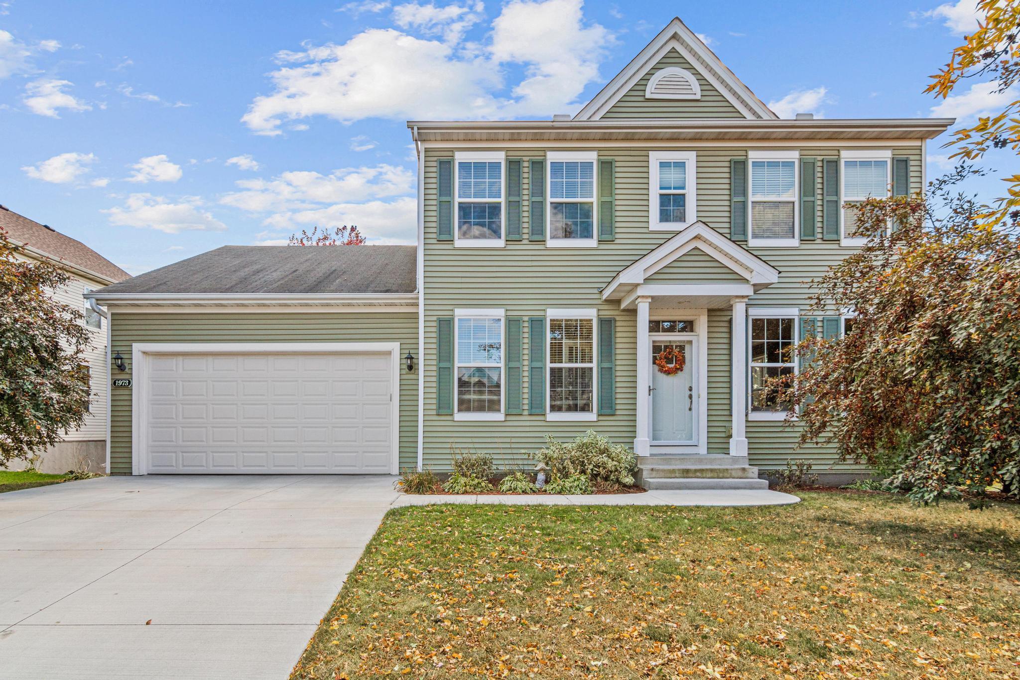 1973 Schoolmaster Dr, Chaska, MN 55318 - MLS 6619201 - Coldwell Banker