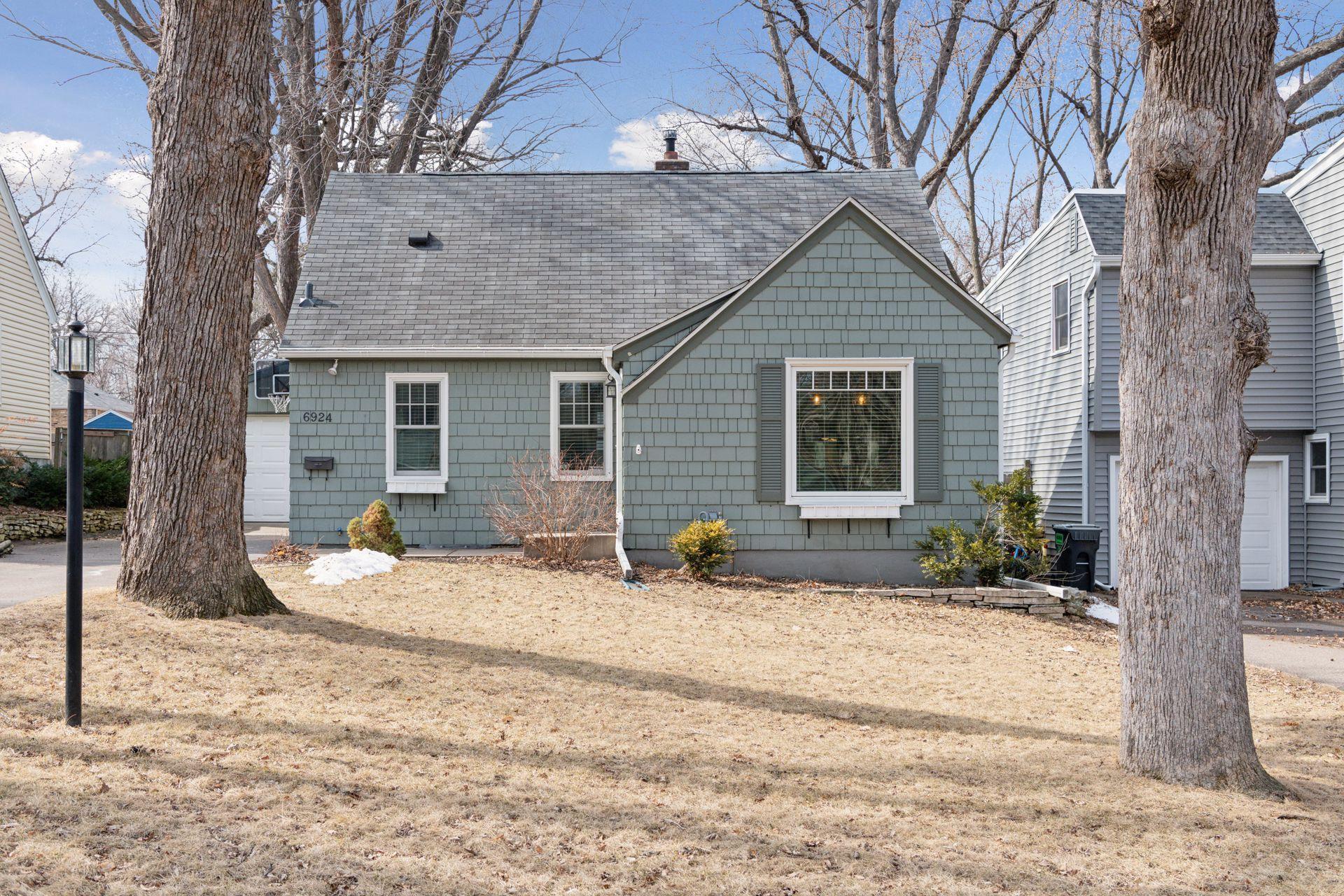 6924 Logan Ave S, Richfield, MN 55423 - MLS 6670793 - Coldwell Banker