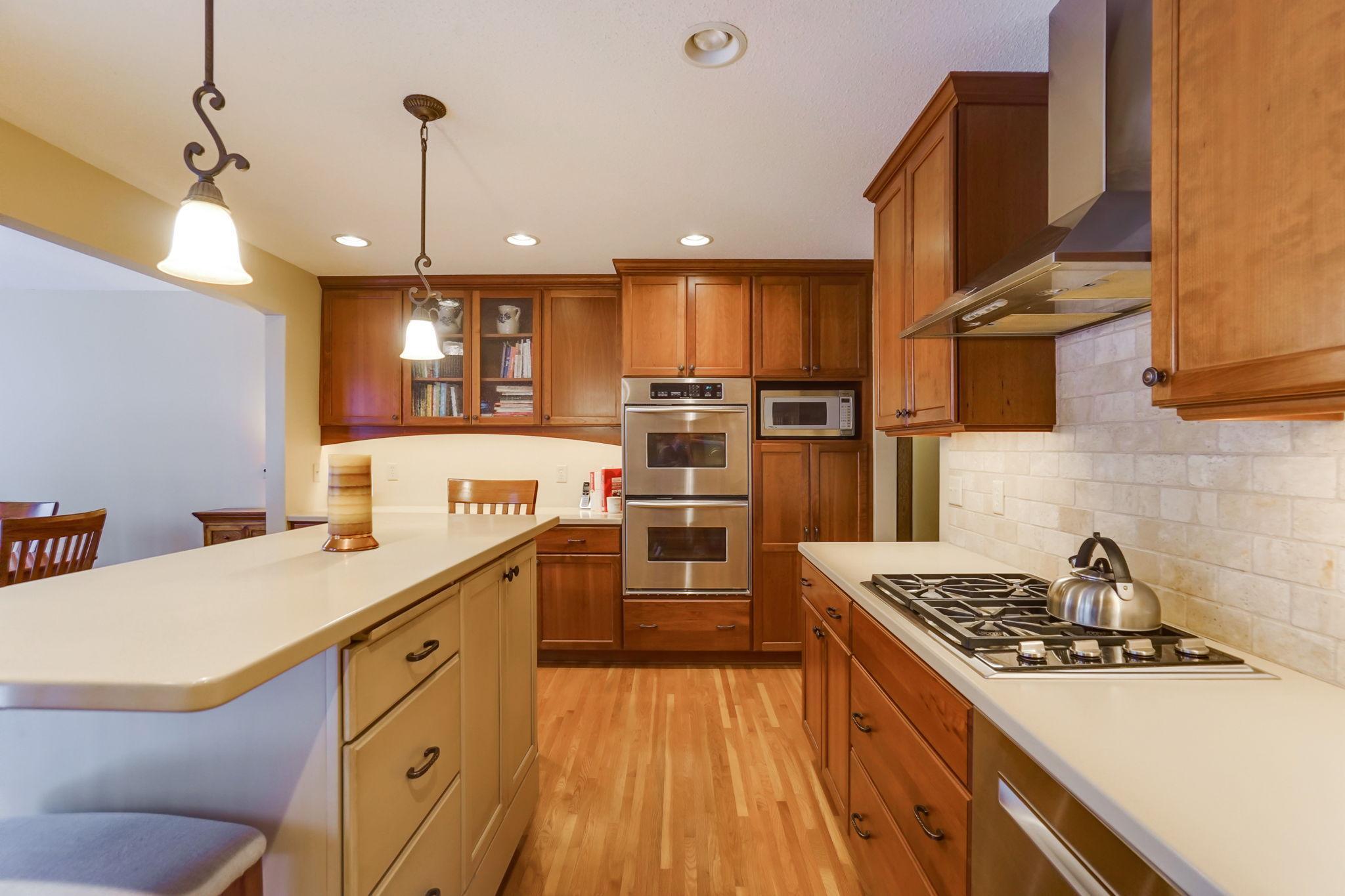 5825 Creek Valley Rd, Edina, MN 55439 - MLS 6675194 - Coldwell Banker