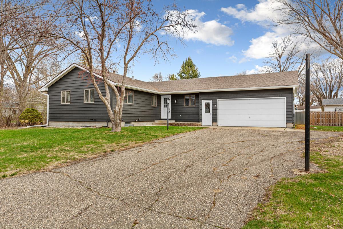 15 Cora Ct, Mankato, MN 56001 - MLS 6687257 - Coldwell Banker