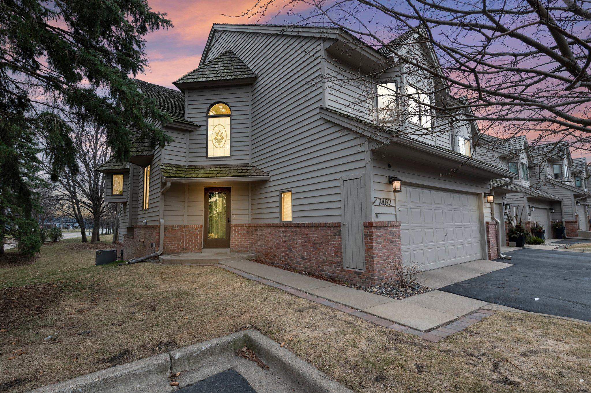 7482 Cahill Rd, Edina, MN 55439 - MLS 6703974 - Coldwell Banker
