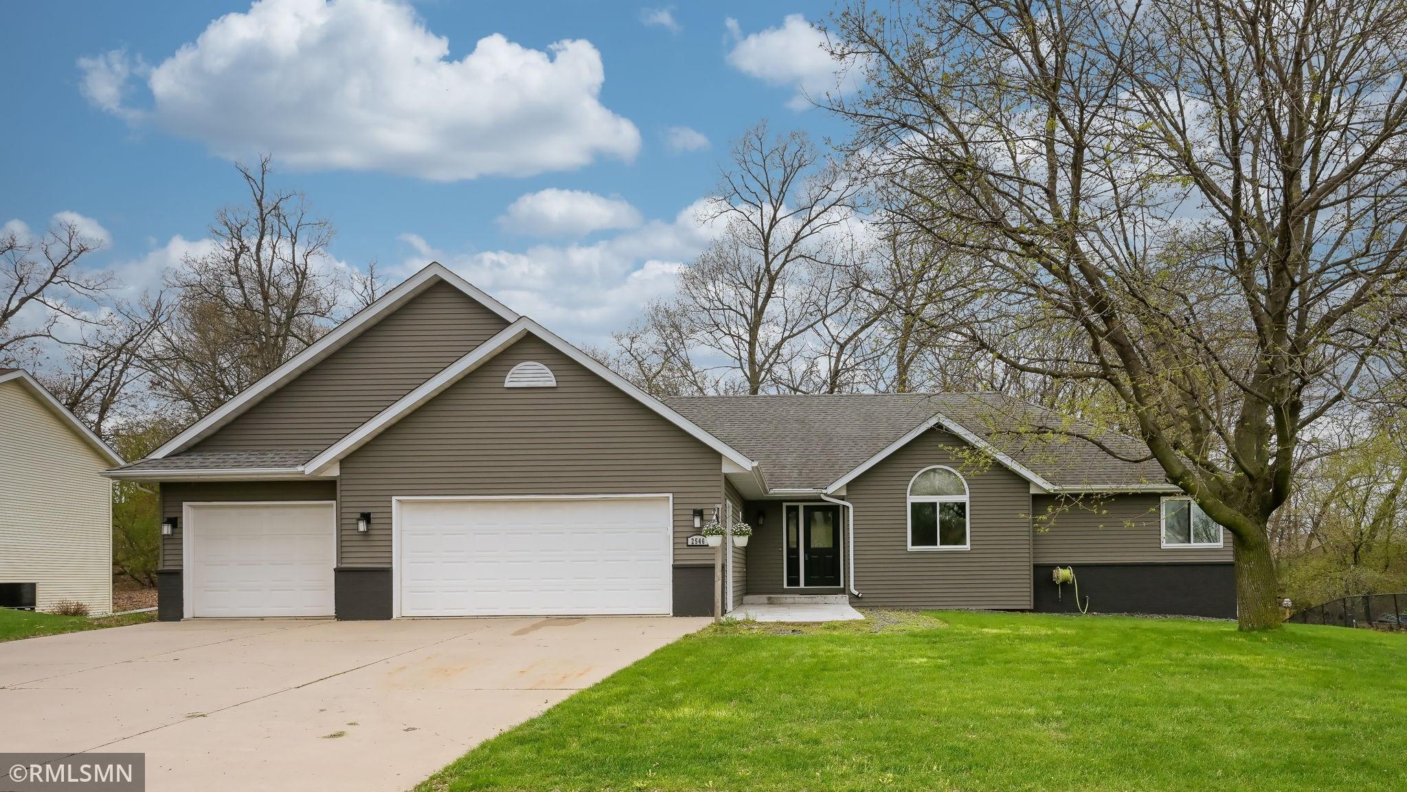 2546 Pine Ridge Blvd, Red Wing, MN 55066 - MLS 6709790 - Coldwell Banker