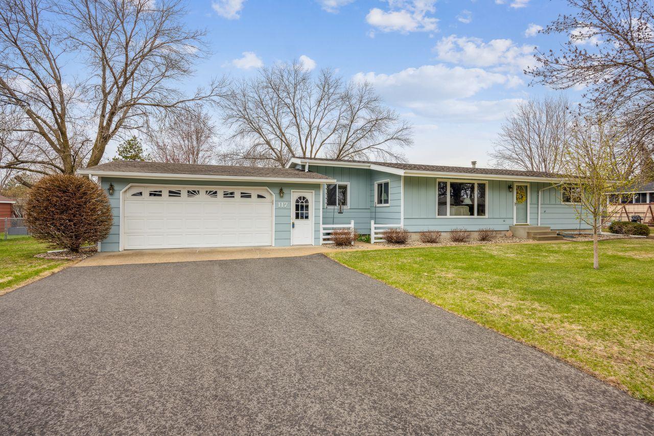 117 17th Ave SE, Saint Joseph, MN 56374 - MLS 6710005 - Coldwell Banker