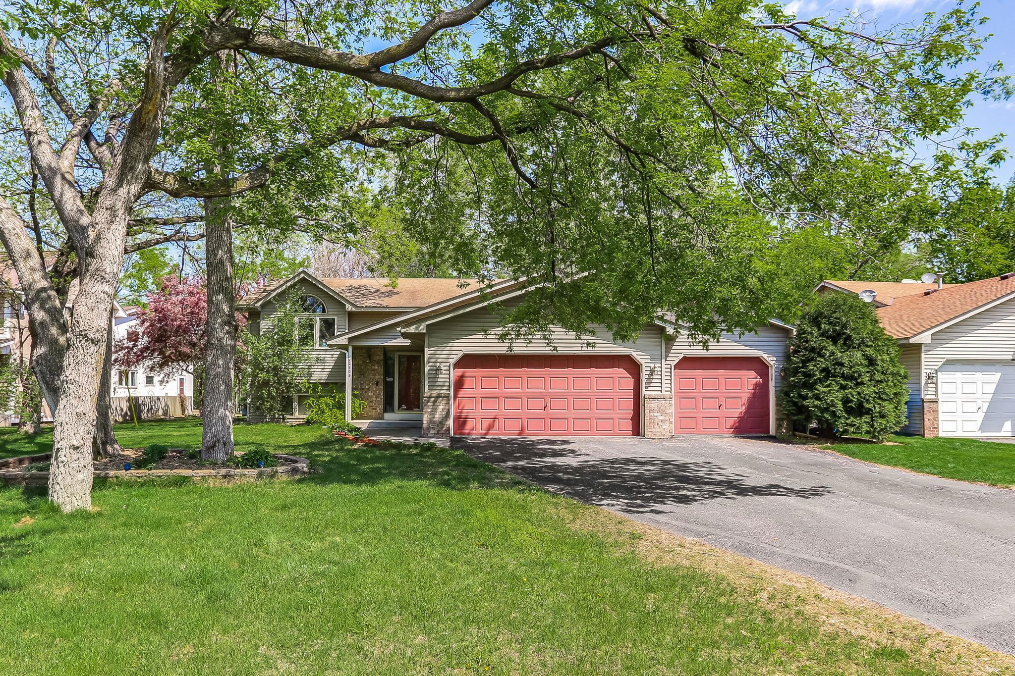 12108 W River Rd, Champlin, MN 55316 - MLS 6718987 - Coldwell Banker