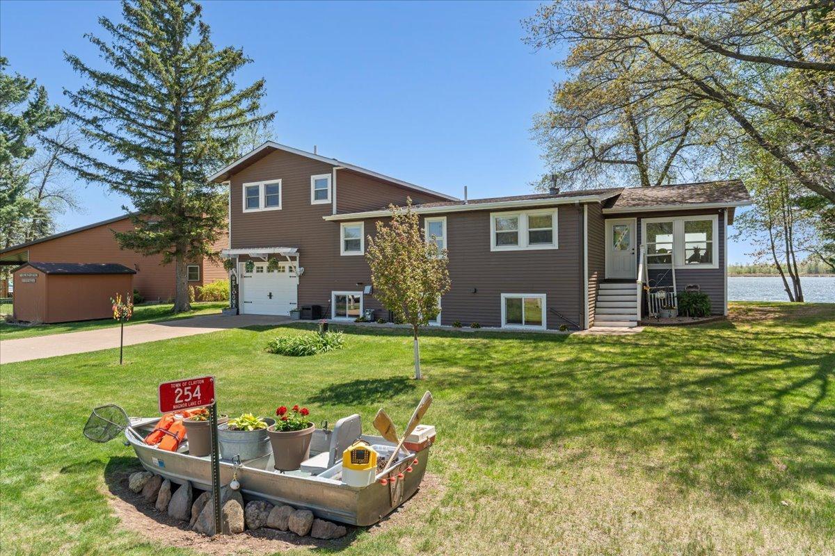 254 Magnor Lake Ct, Clayton, WI 54004 - MLS 6721942 - Coldwell Banker