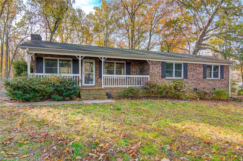 1302 Kenion St, Greensboro, NC 27405 - MLS 1089620 - Coldwell Banker