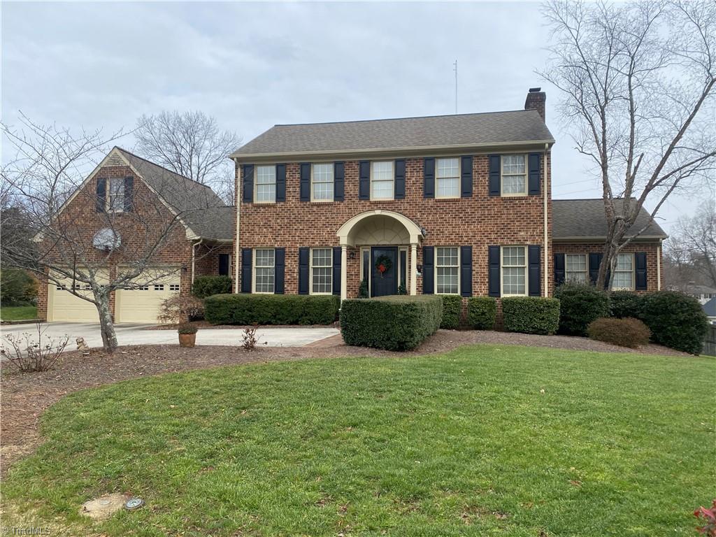 1406 Richmont Ct, High Point, NC 27262 - MLS 1092502 - Coldwell Banker