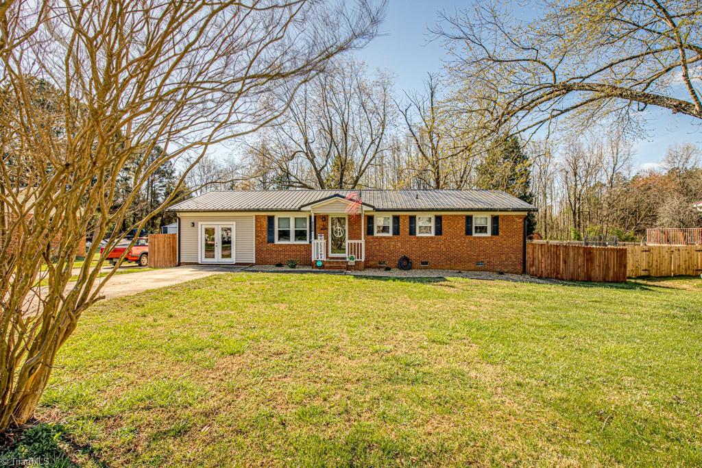 172 Stratford Rd, Lexington, NC 27292 - MLS 1098725 - Coldwell Banker